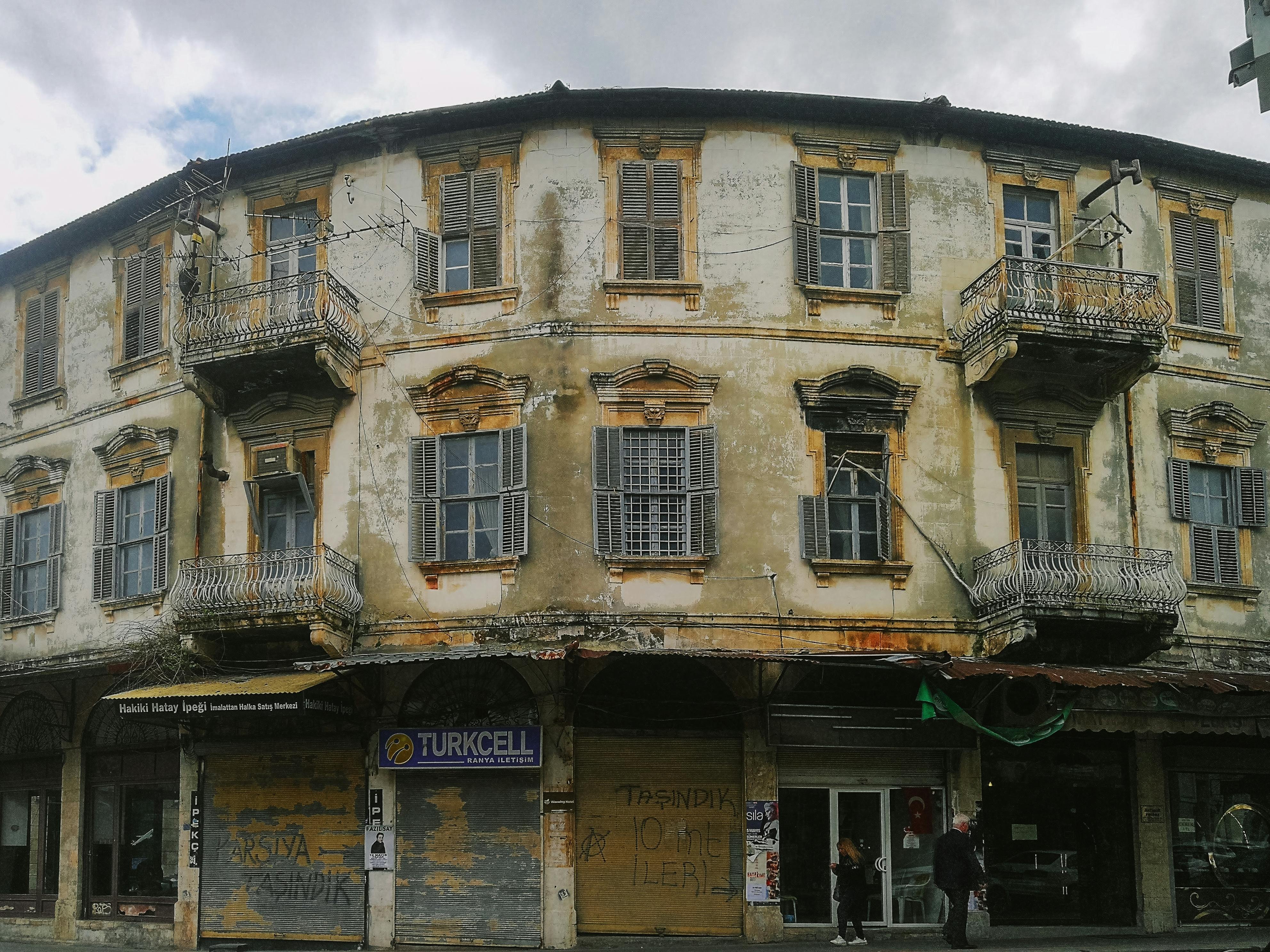 Neglected Urban Residential Building · Free Stock Photo