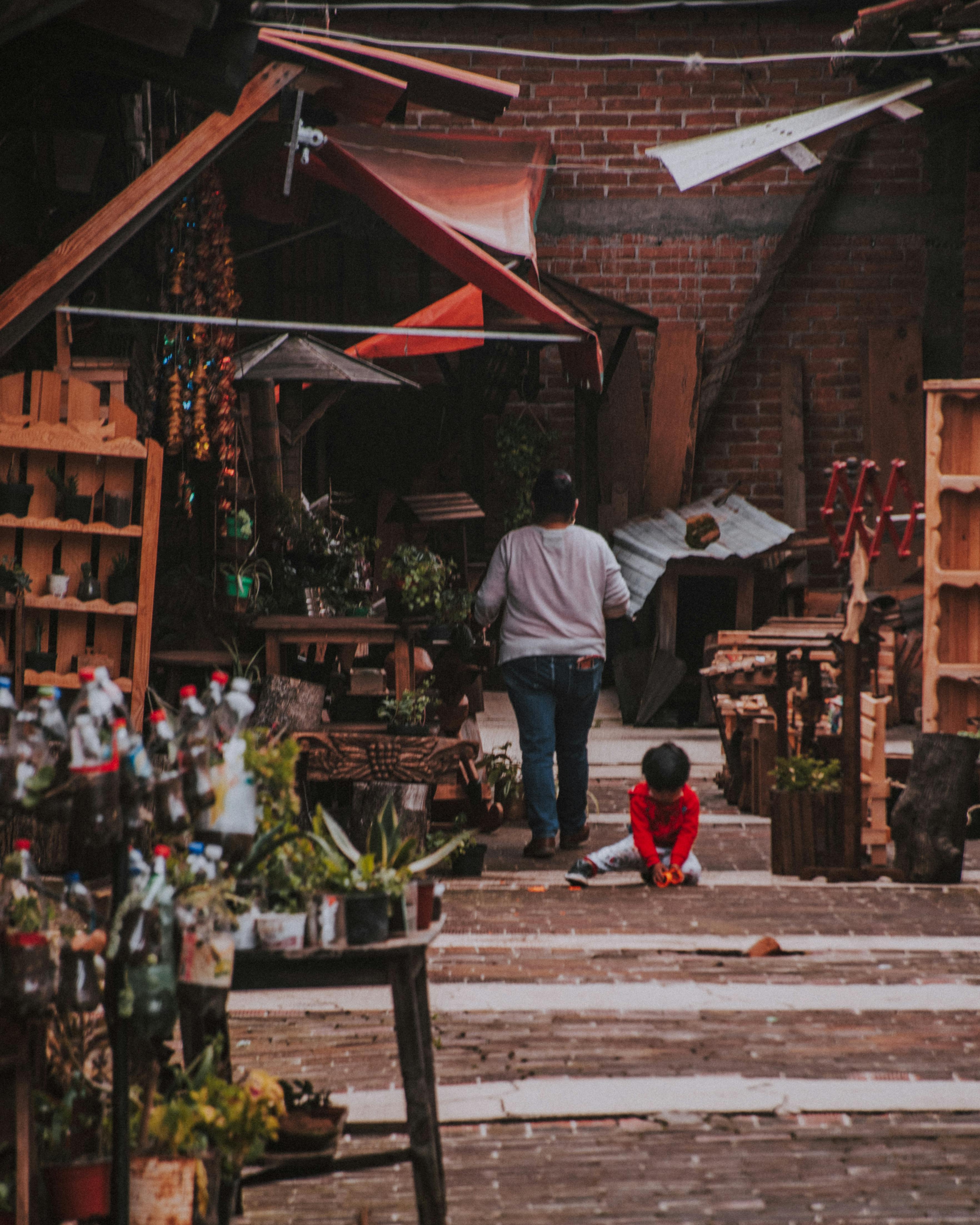 People in a Town · Free Stock Photo