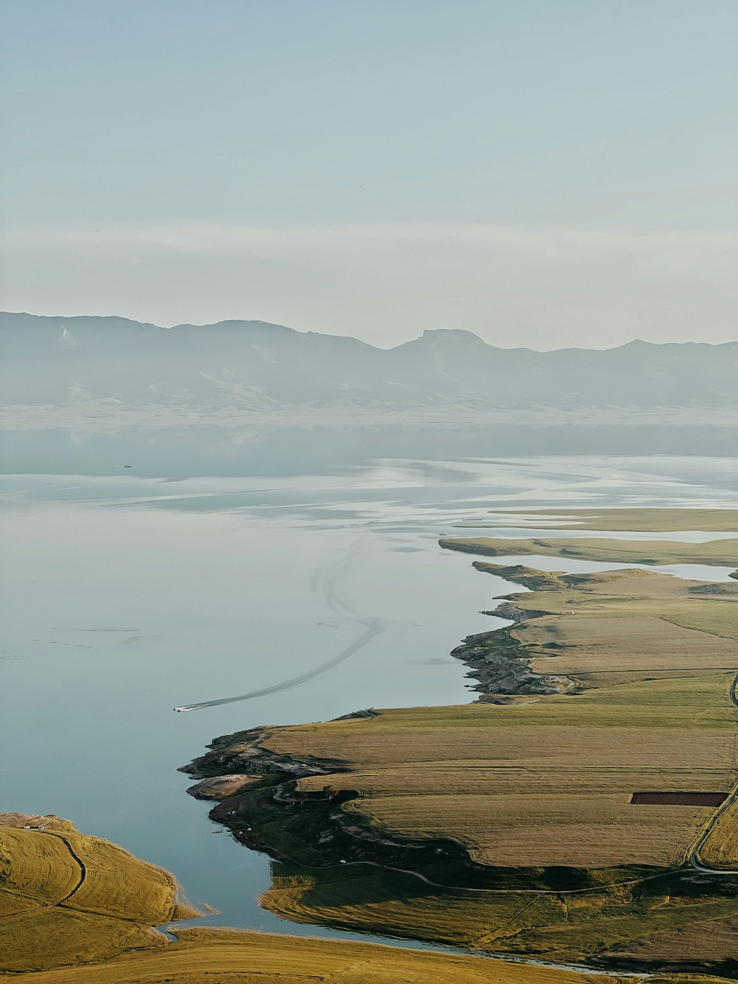 Iraq Lake Photos, Download The BEST Free Iraq Lake Stock Photos & HD Images
