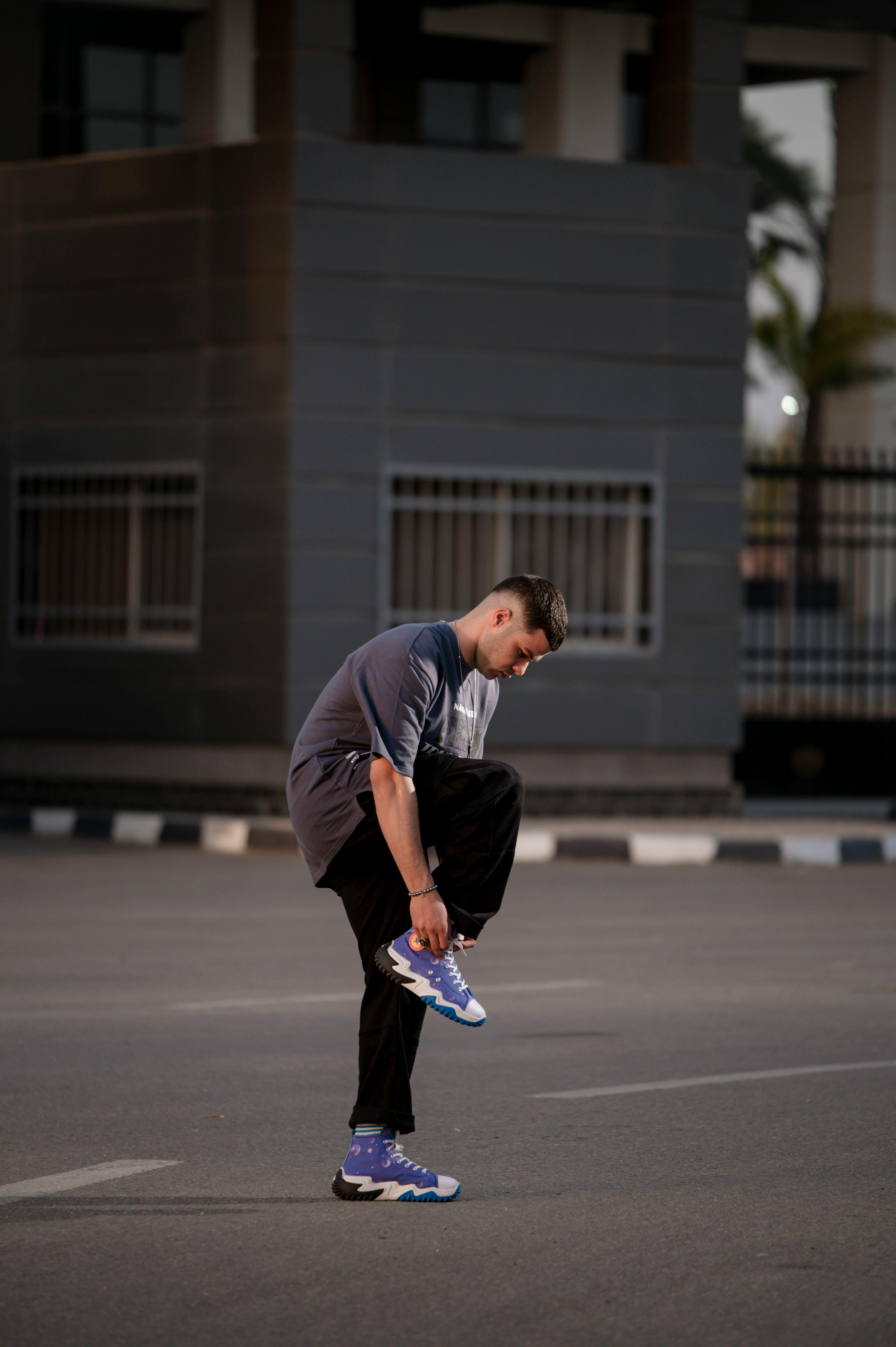 Man Standing with Camera · Free Stock Photo