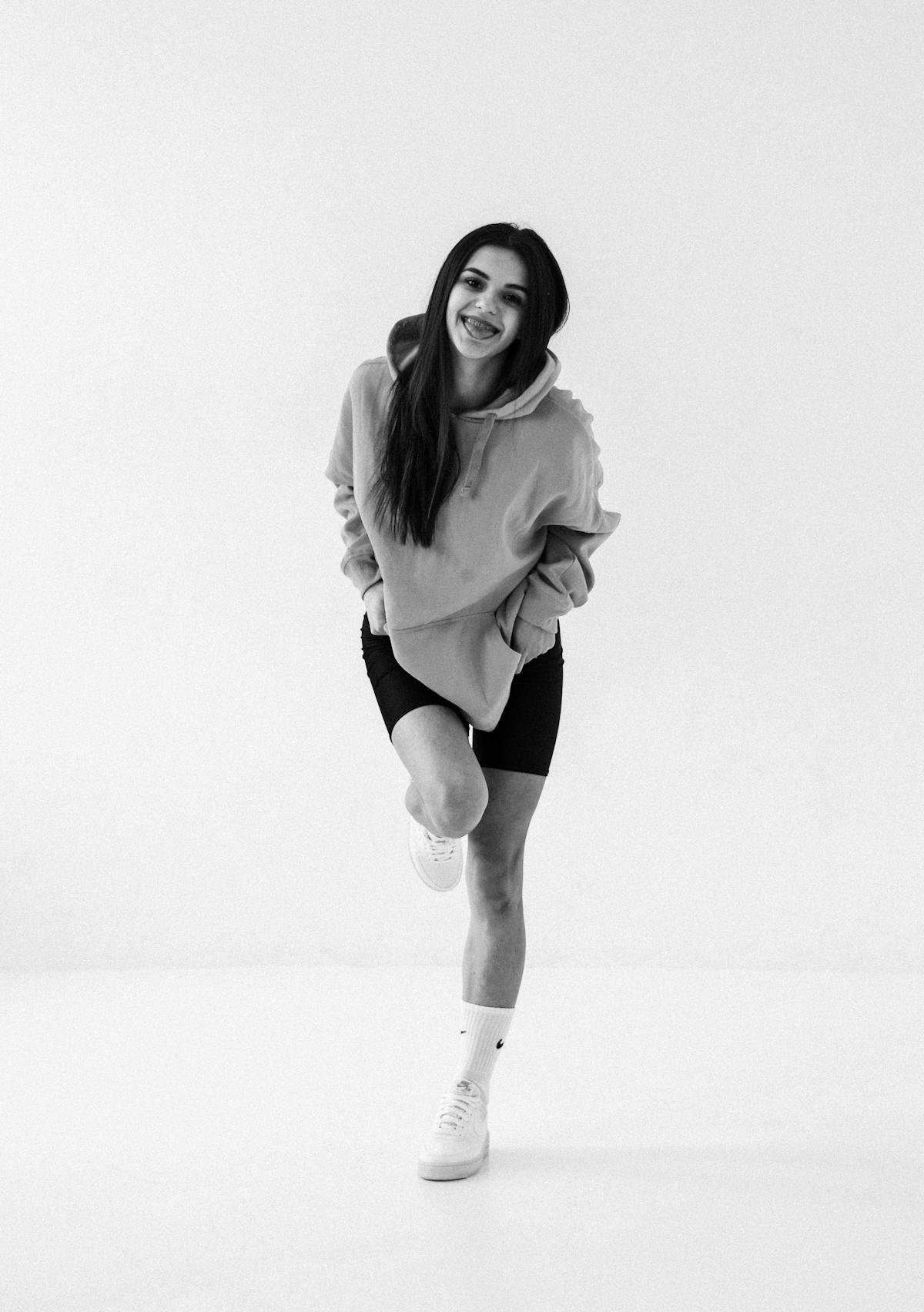 Power Posing Photos, Download The BEST Free Power Posing Stock Photos ...