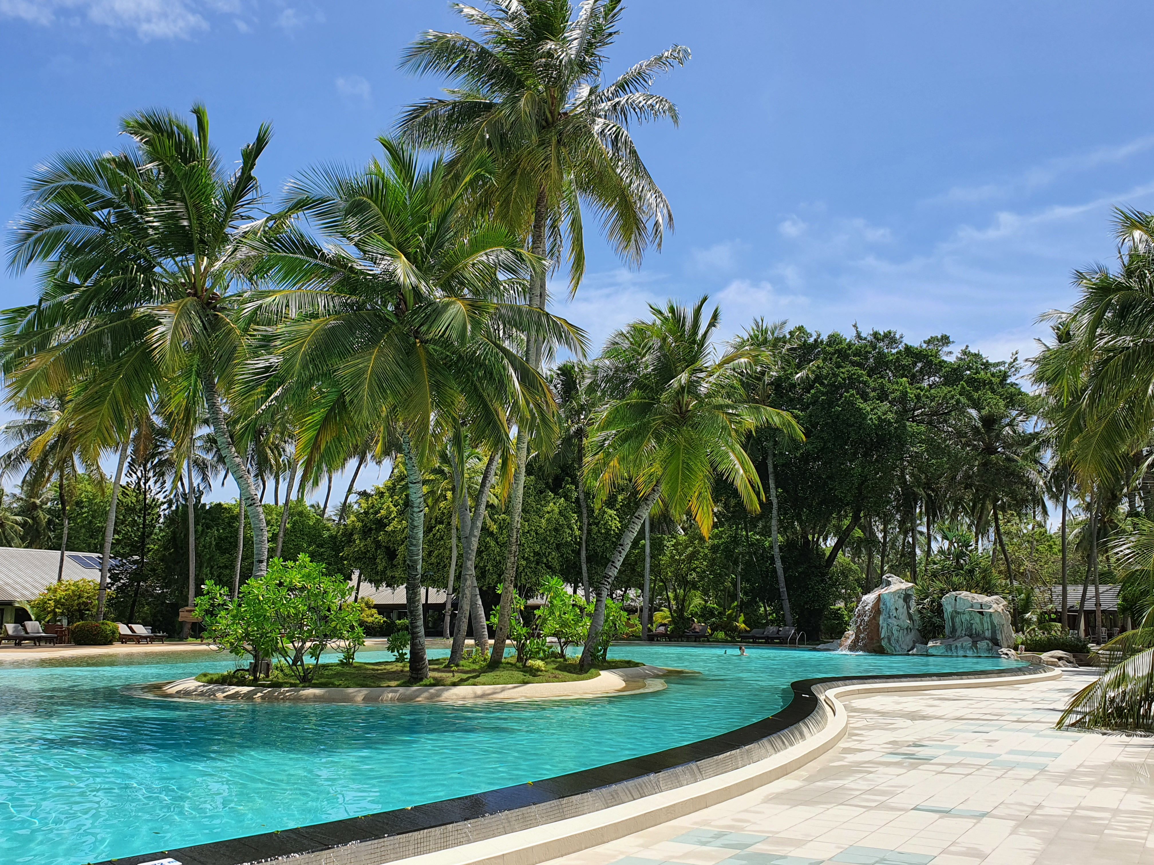 A Tropical Resort in Summer · Free Stock Photo