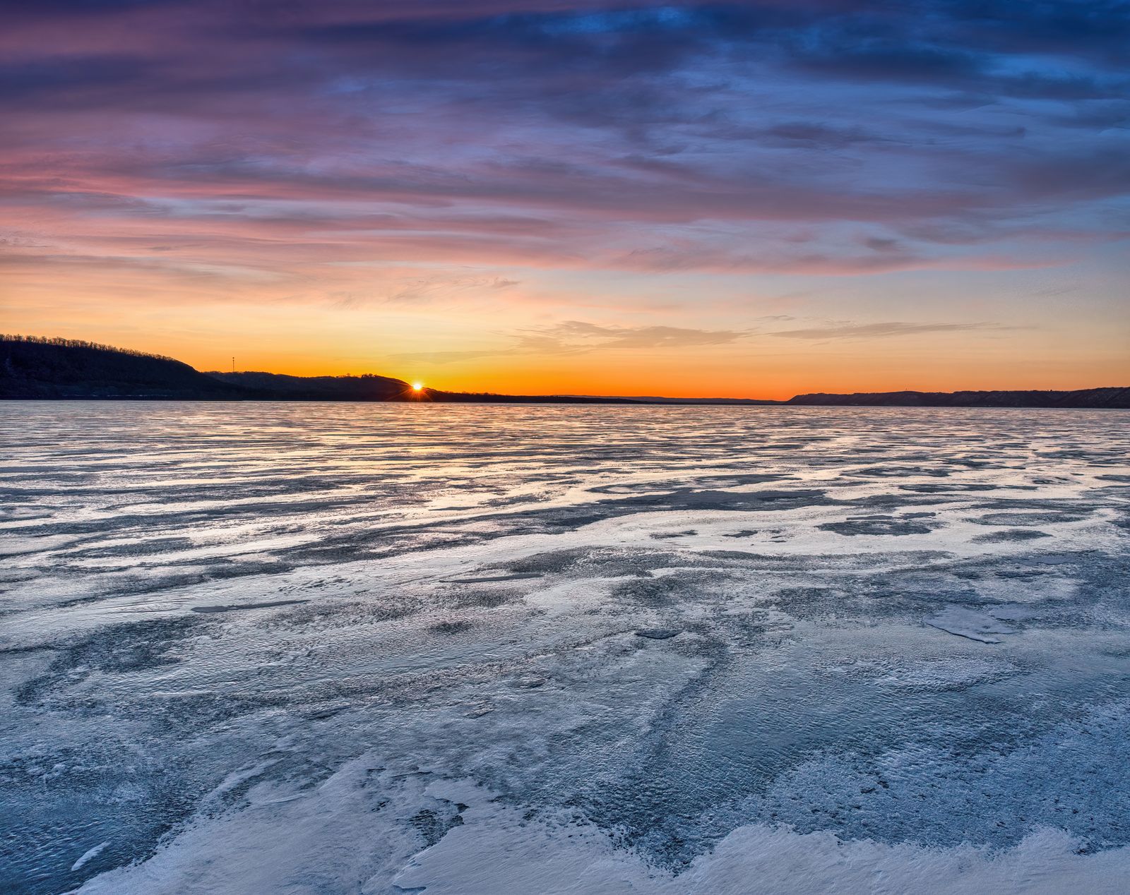 Frozen Lake Photos, Download The BEST Free Frozen Lake Stock Photos ...