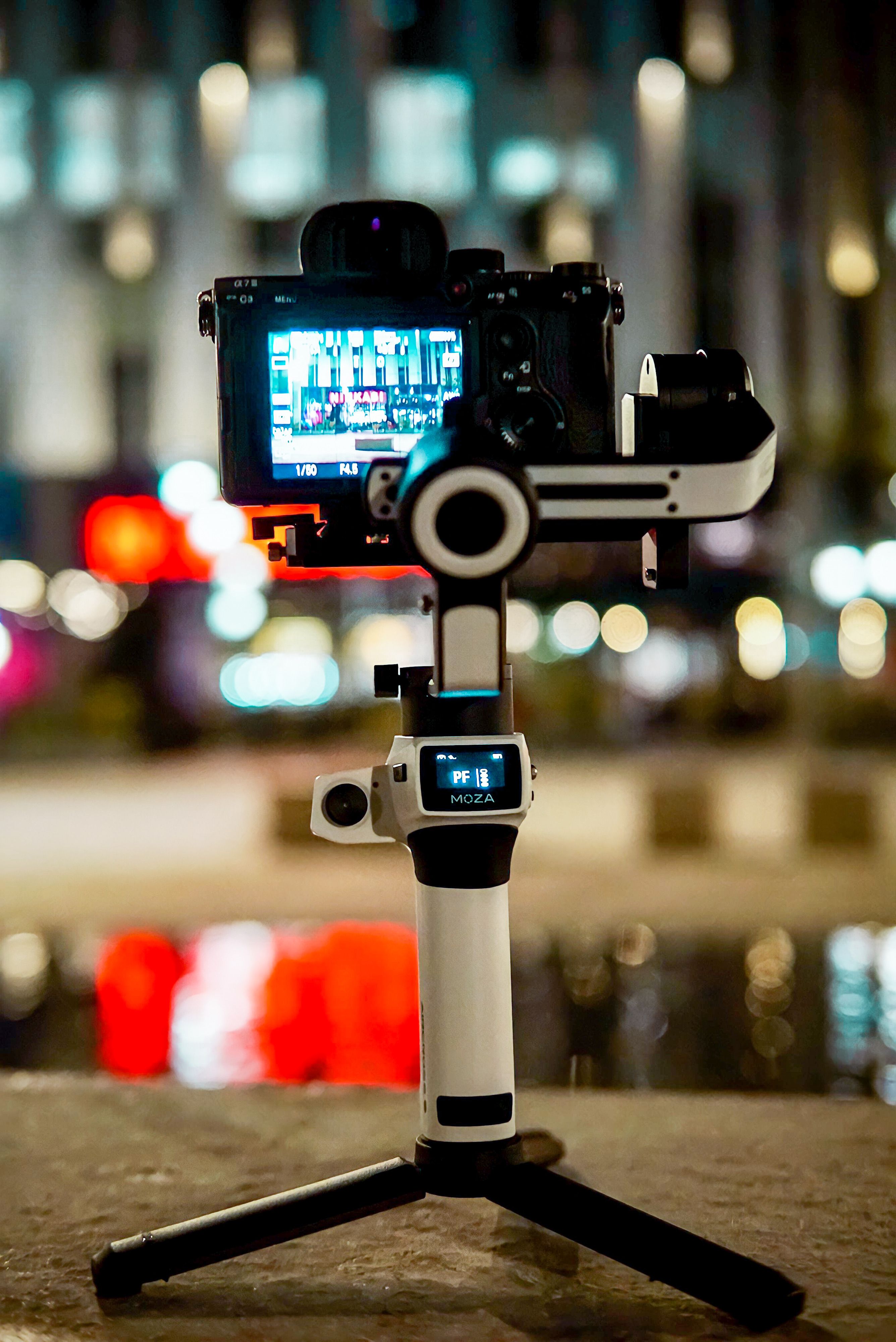 A Black Camera with Image on Screen in Close-up Shot · Free Stock Photo