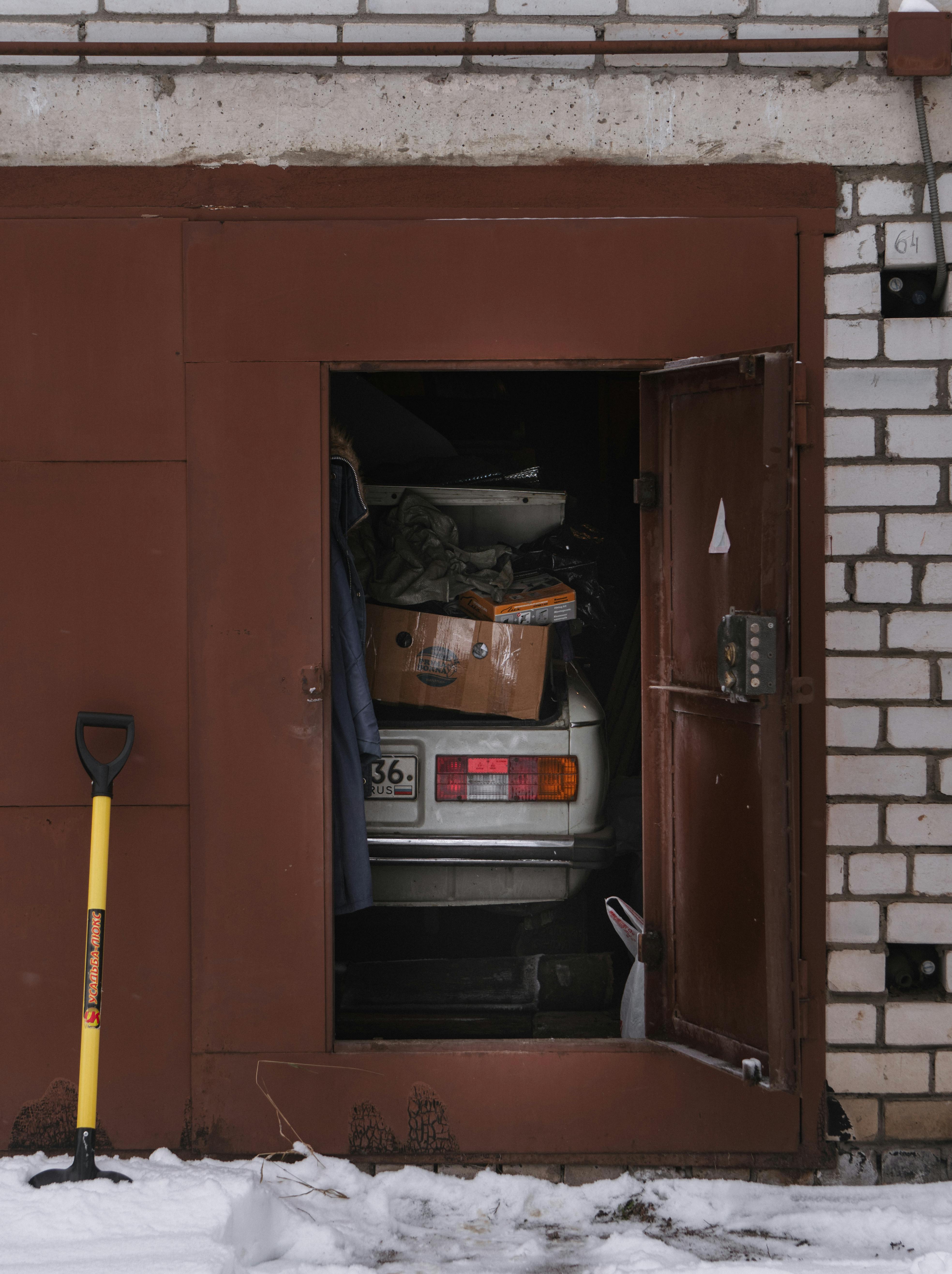 Car Back Door Photos, Download The BEST Free Car Back Door Stock Photos ...