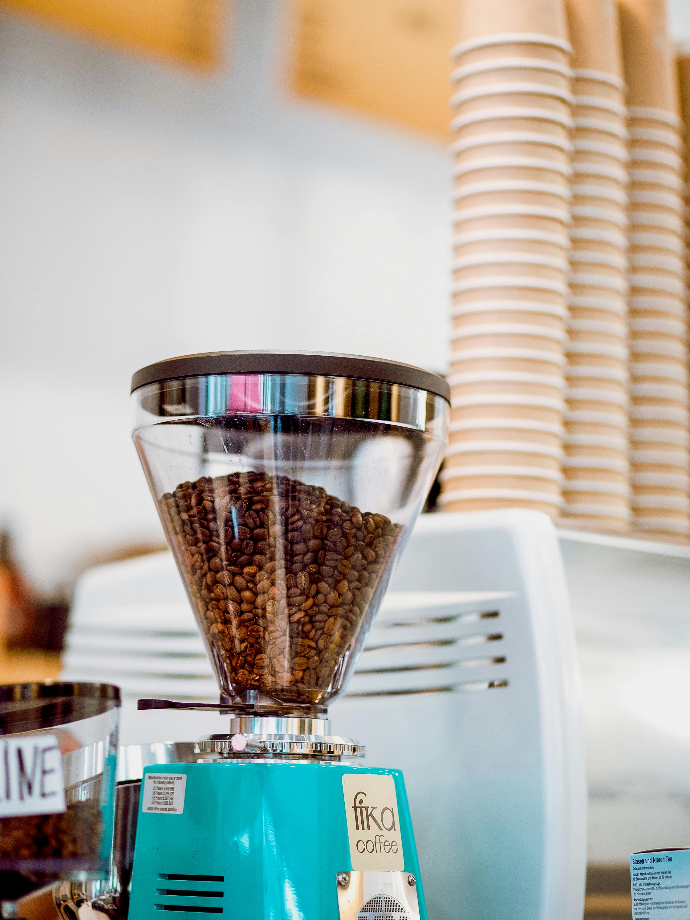 Professional coffee machine restaurant · Free Stock Photo