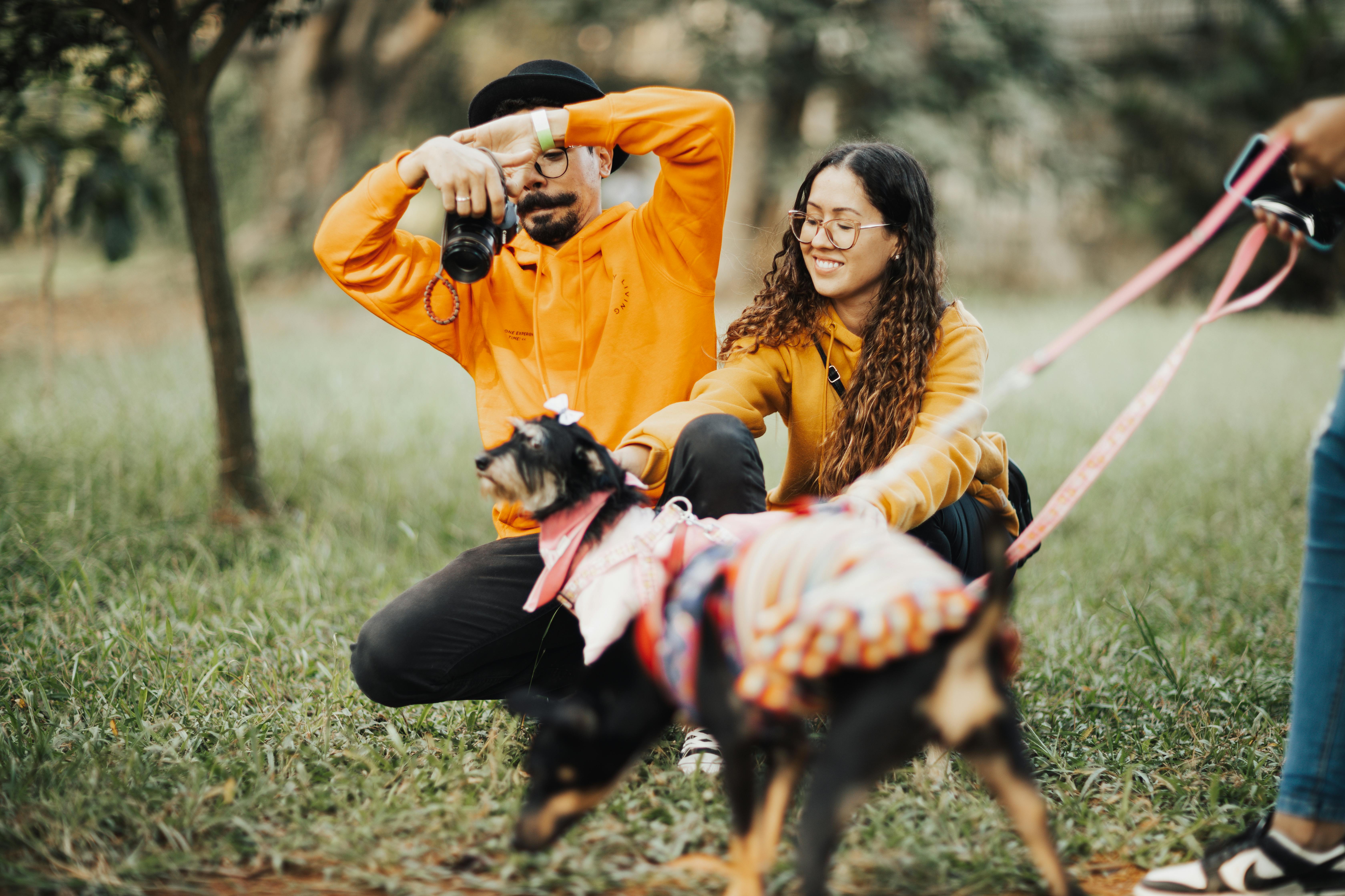 People With Camera Photos, Download The BEST Free People With Camera ...