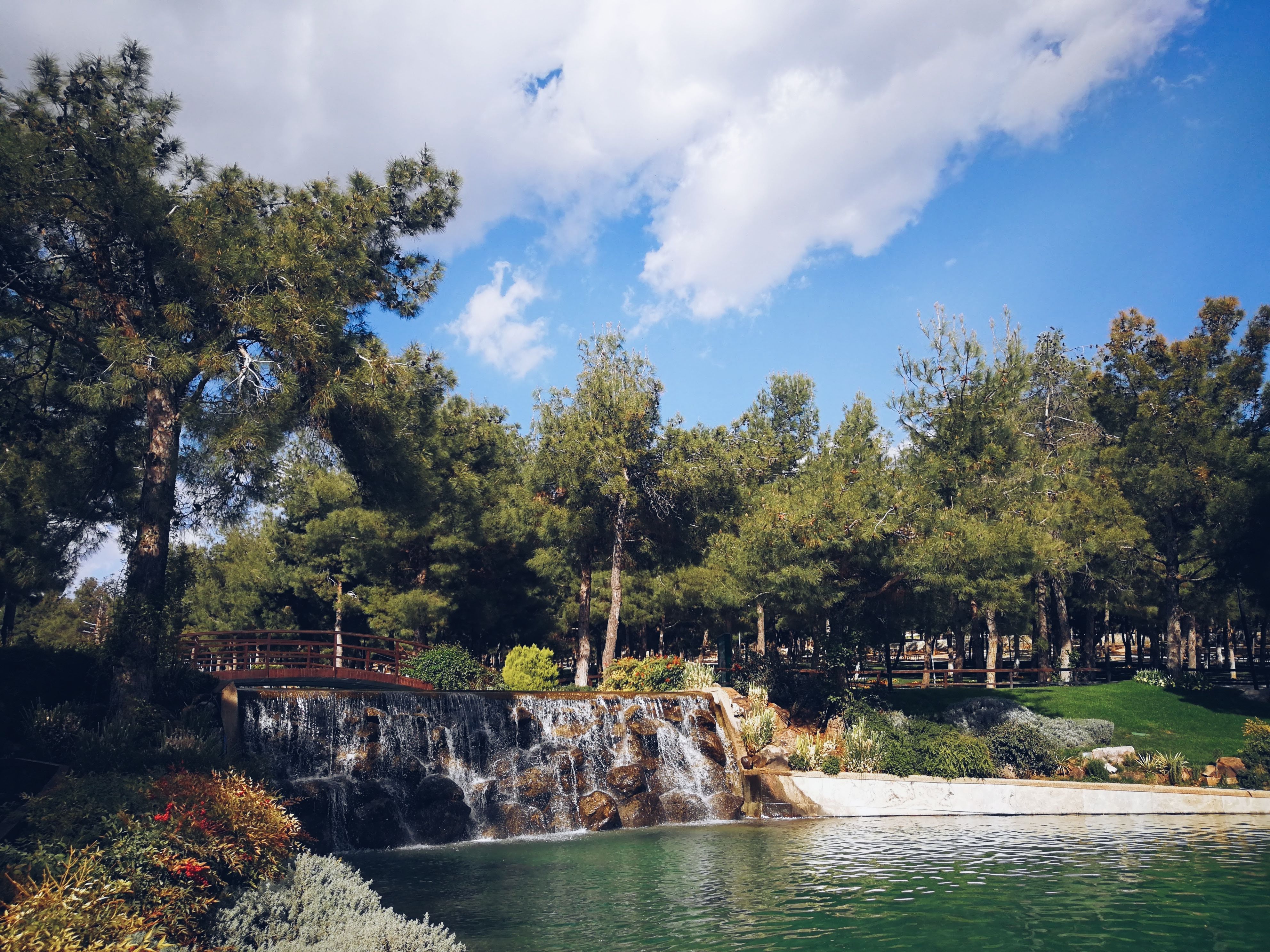 Waterfall in Park · Free Stock Photo