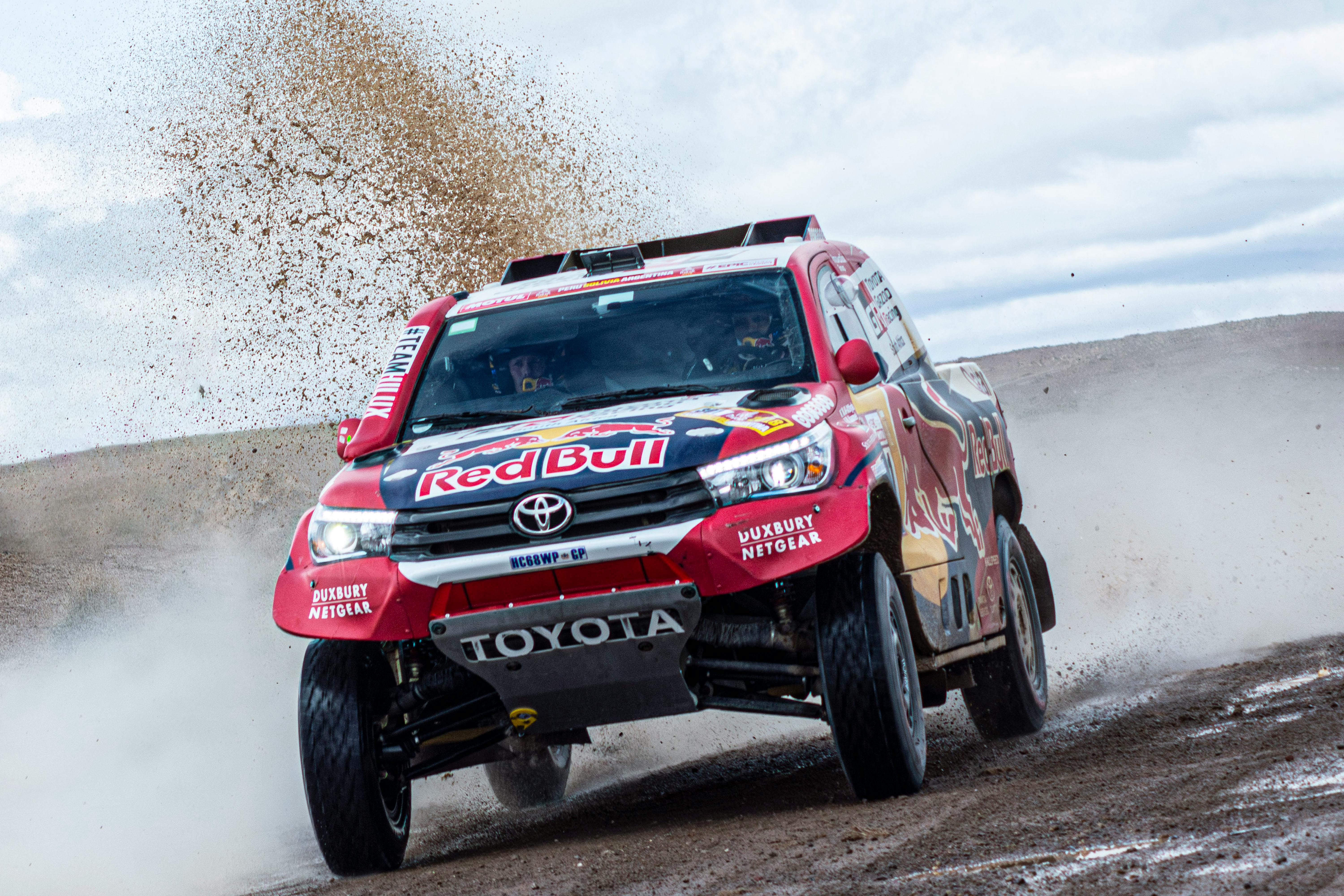 Modified Toyota Hilux on a Desert Race · Free Stock Photo