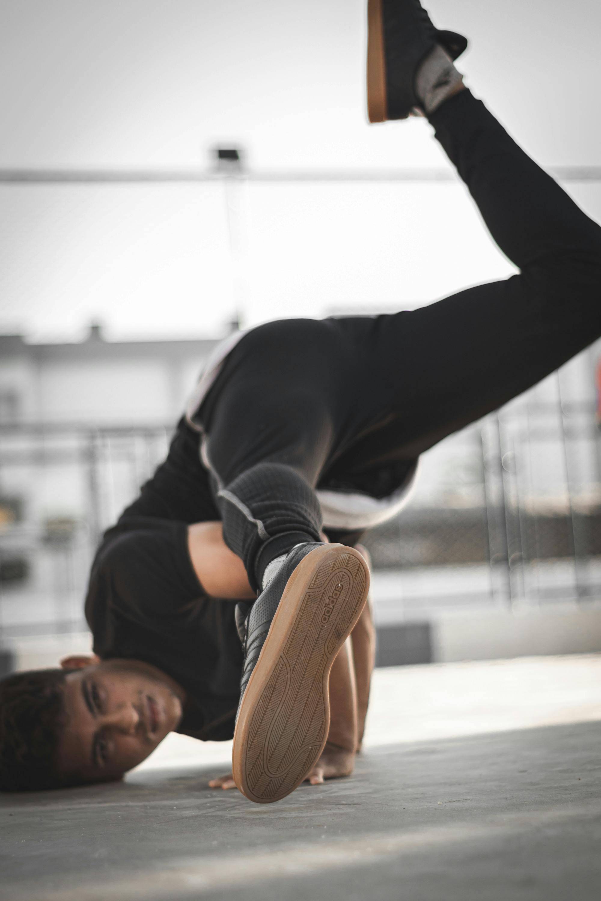 Man Doing Breakdance in a Studio · Free Stock Photo
