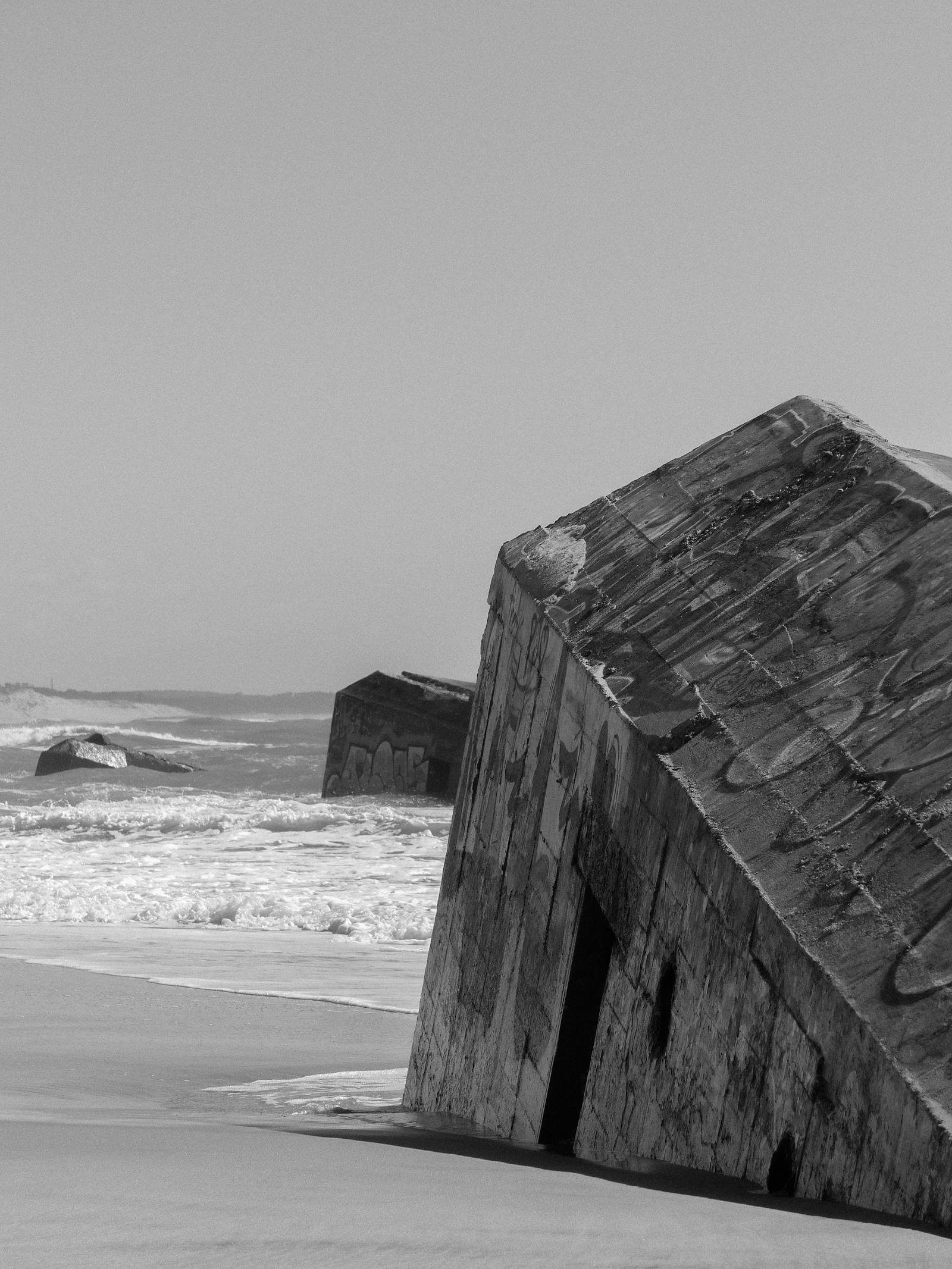 Bunker Photos, Download The BEST Free Bunker Stock Photos & HD Images