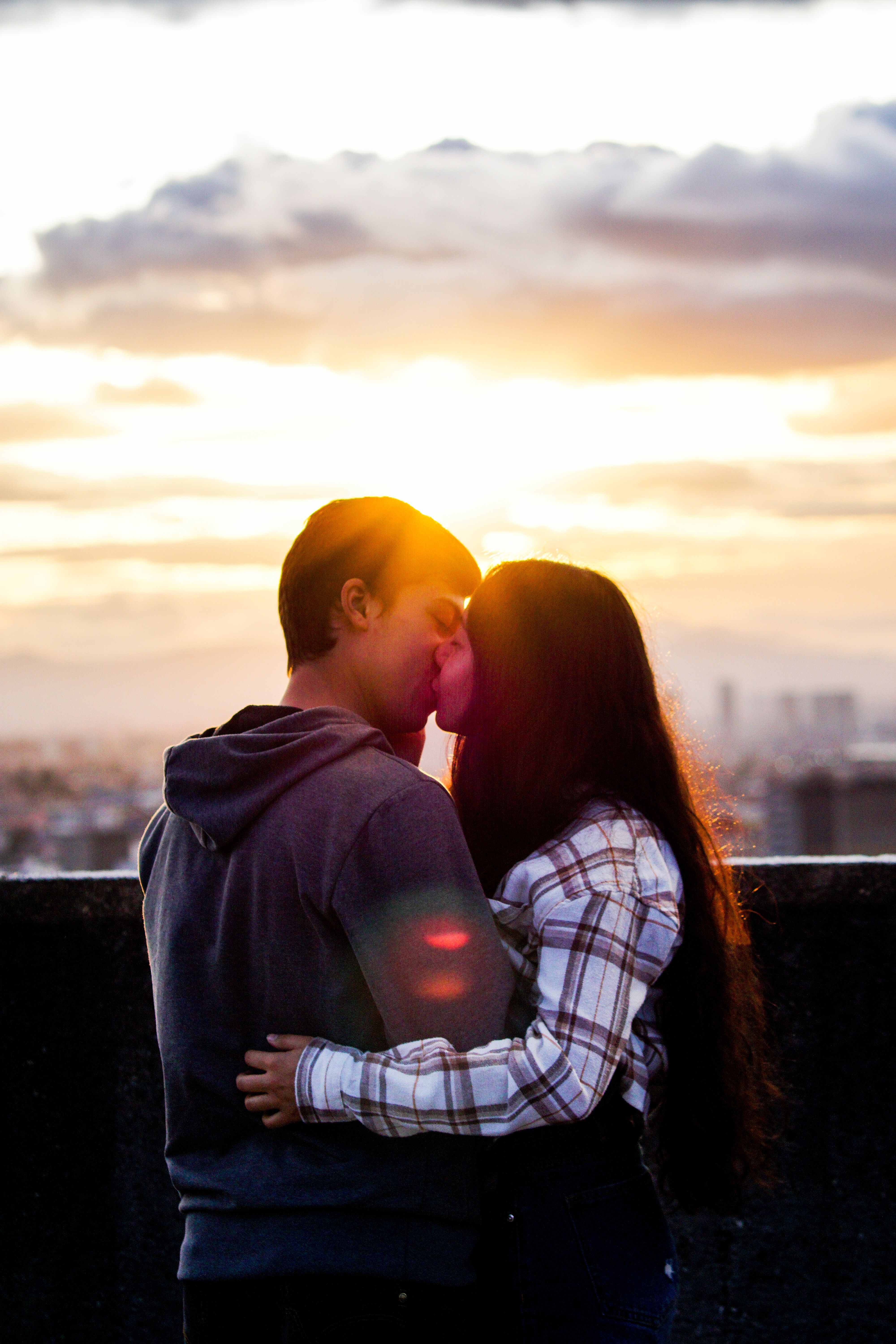 Couple Hugging Back To Camera Photos, Download The BEST Free Couple ...