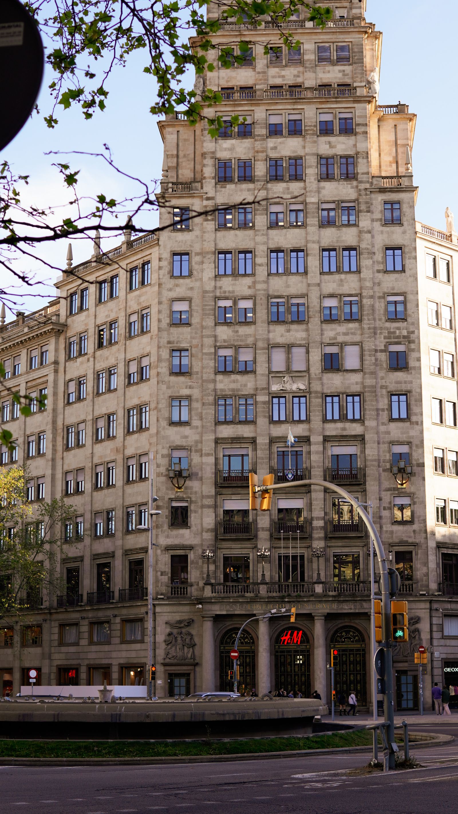 Edificio Generali Photos, Download The BEST Free Edificio Generali ...