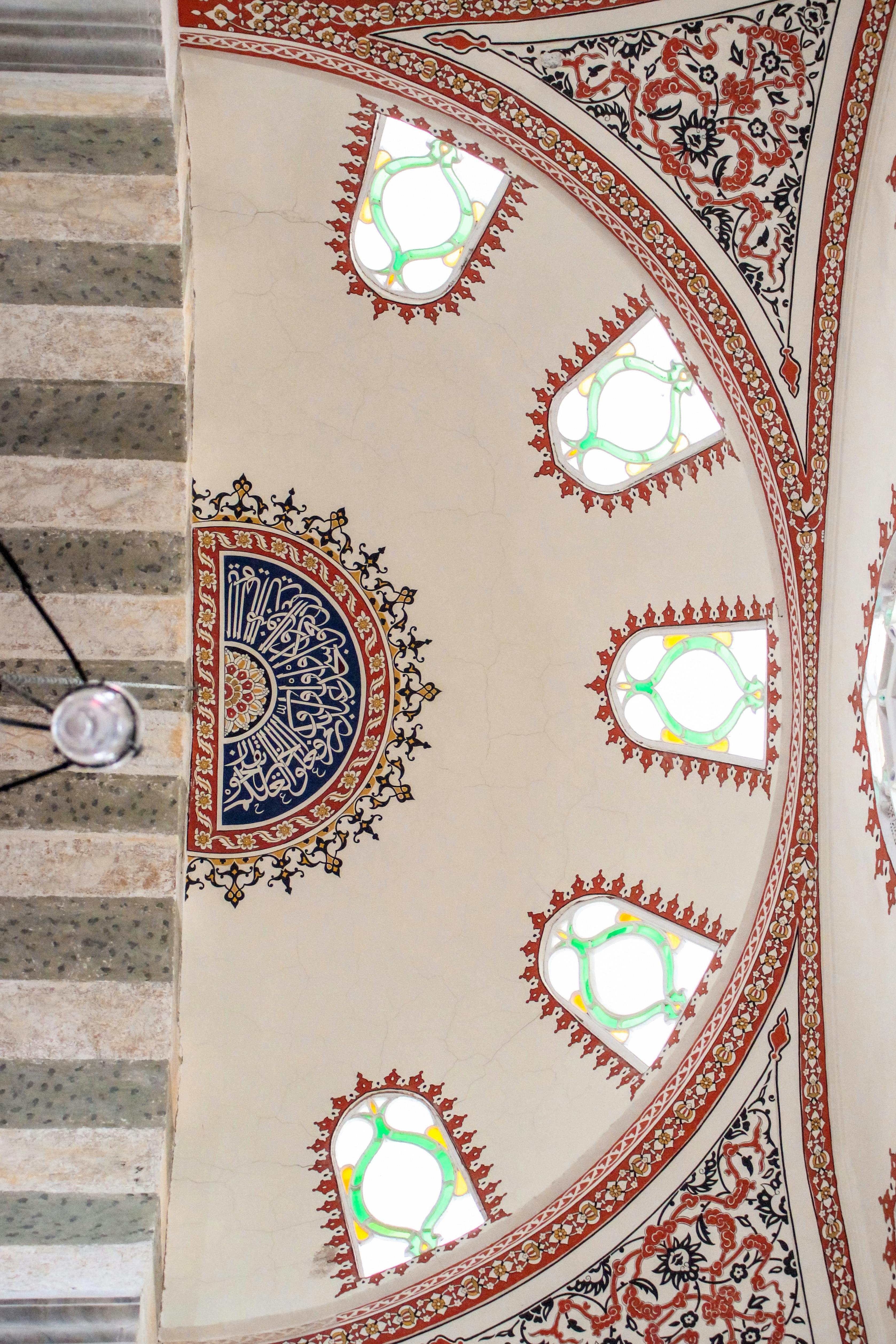 Oriental Patterns on Ceiling · Free Stock Photo