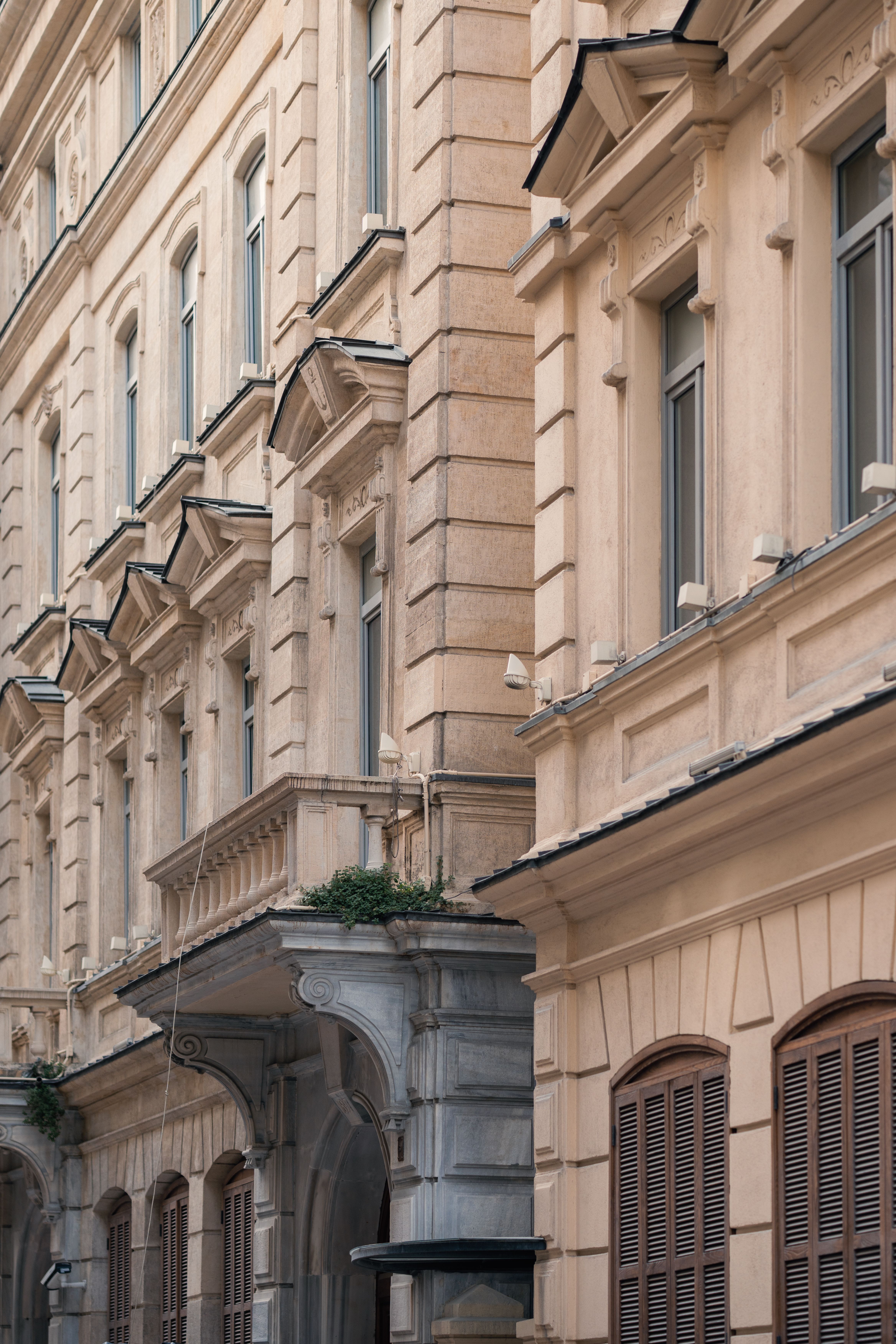 Walls of Buildings in Town · Free Stock Photo