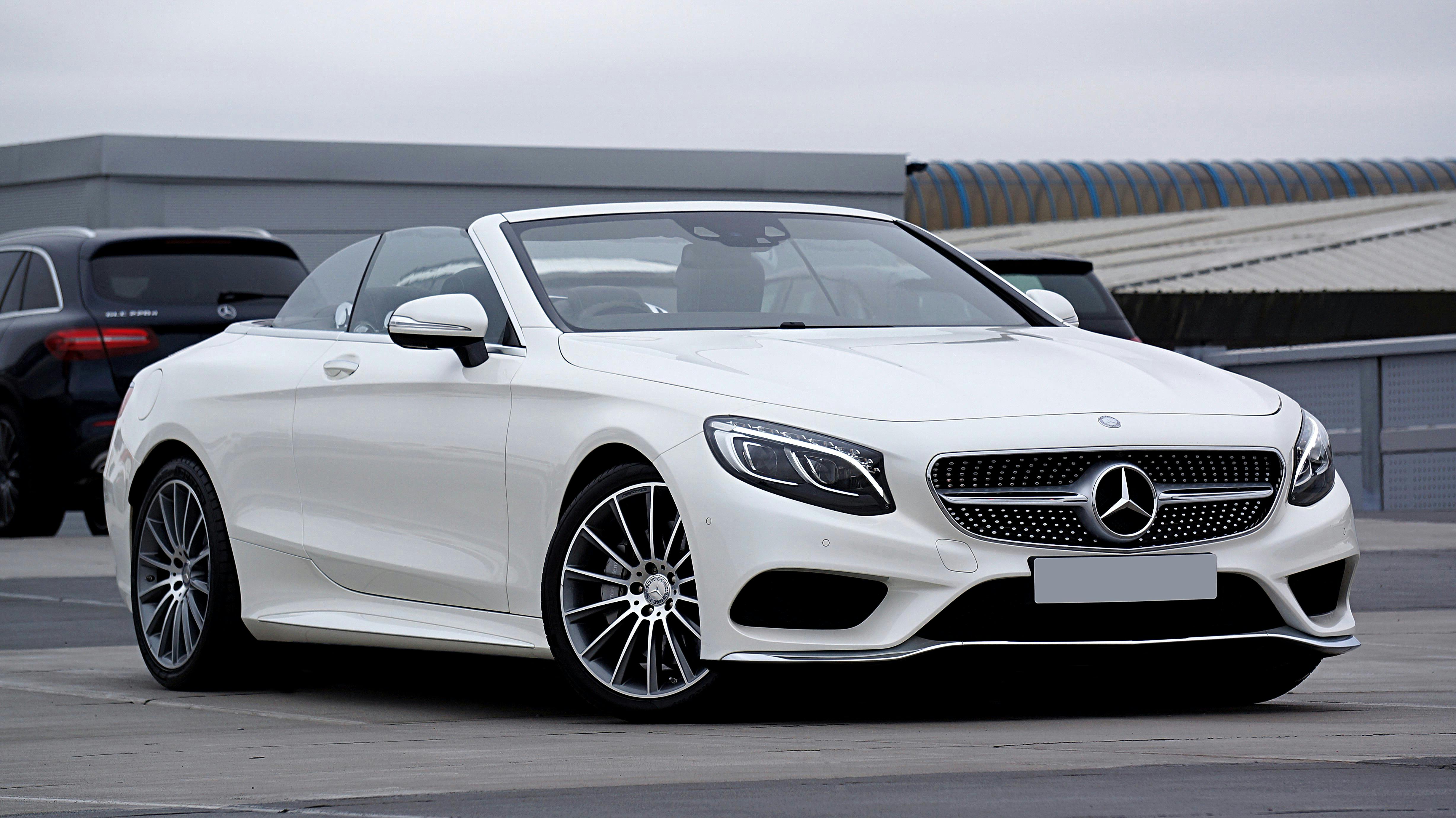 Green Mercedes-benz Amg · Free Stock Photo