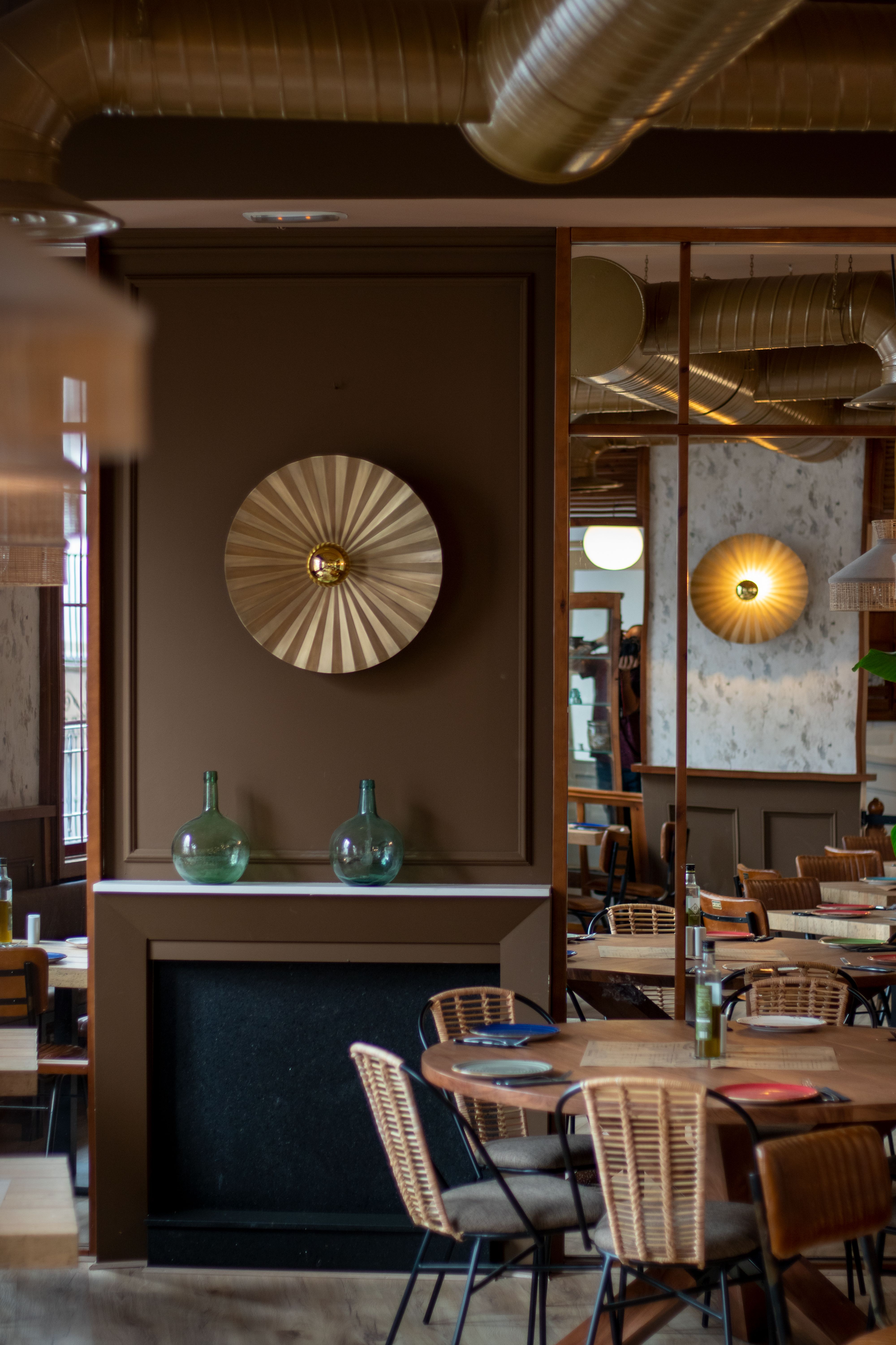 Facade of Restaurant · Free Stock Photo