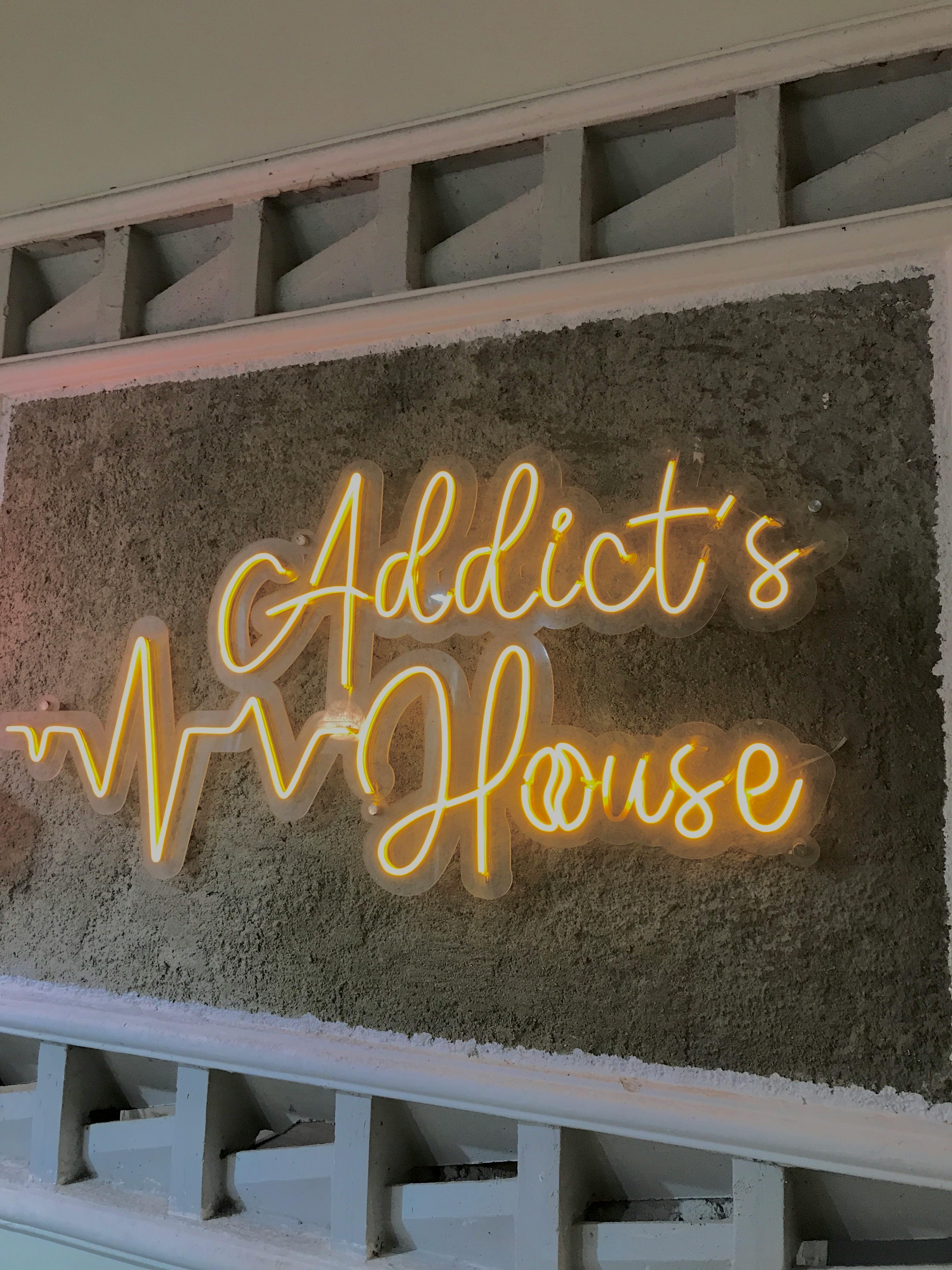 Addicts House Neon · Free Stock Photo