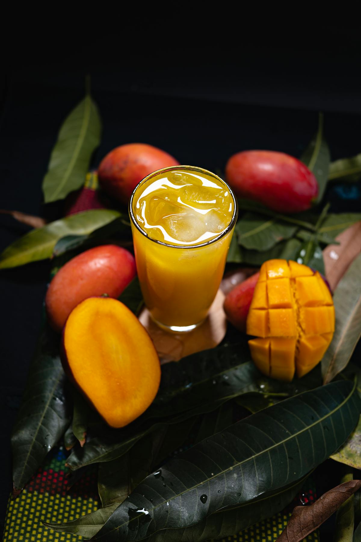 Fruits Mango Inside A Glass Photos, Download The BEST Free Fruits Mango ...