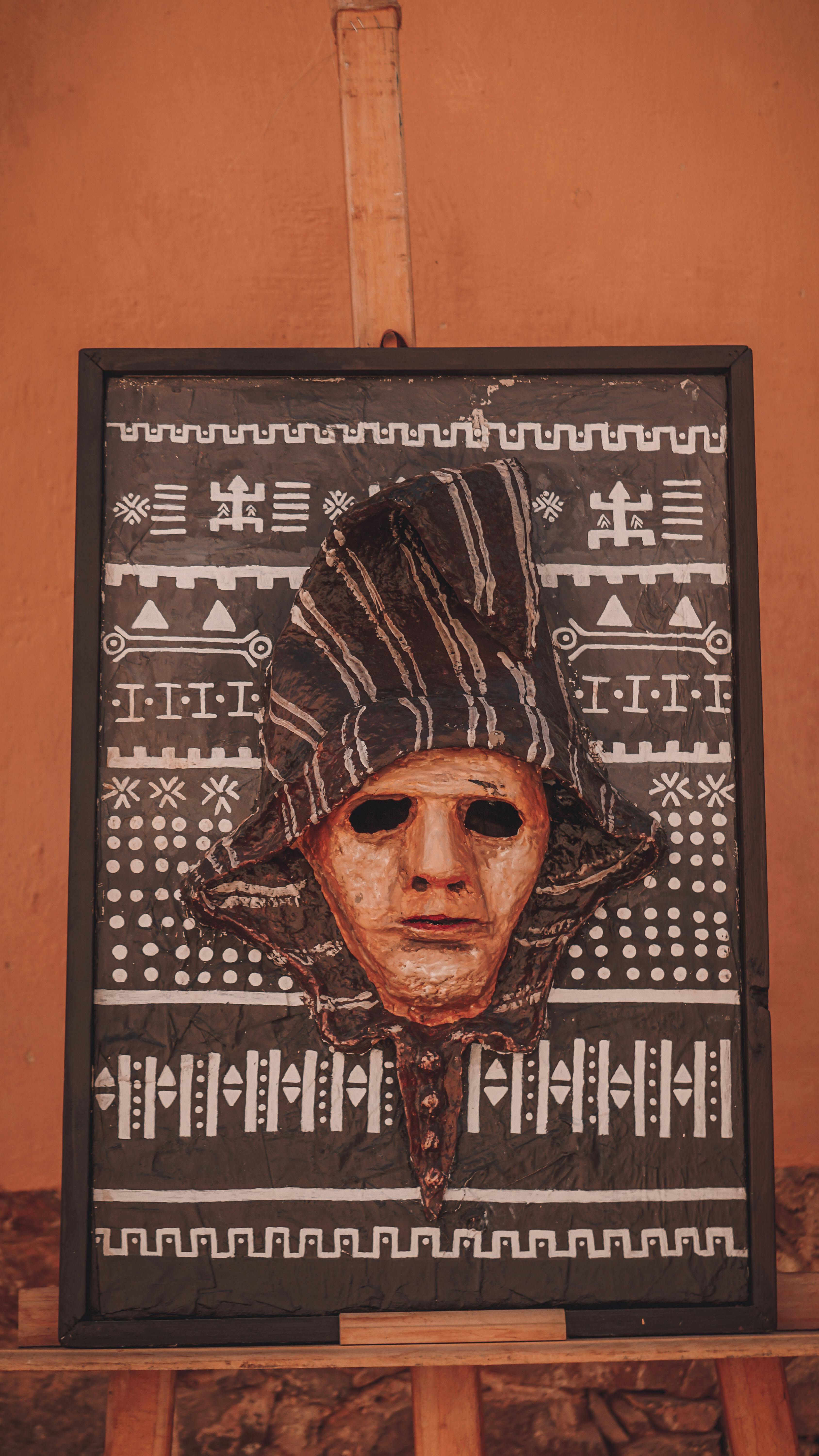 Cubism Paintings on Bench · Free Stock Photo