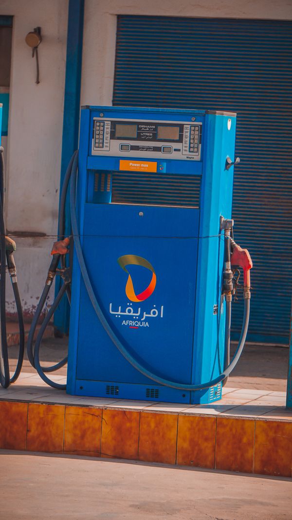 Petrol Pump Photos, Download The BEST Free Petrol Pump Stock Photos ...