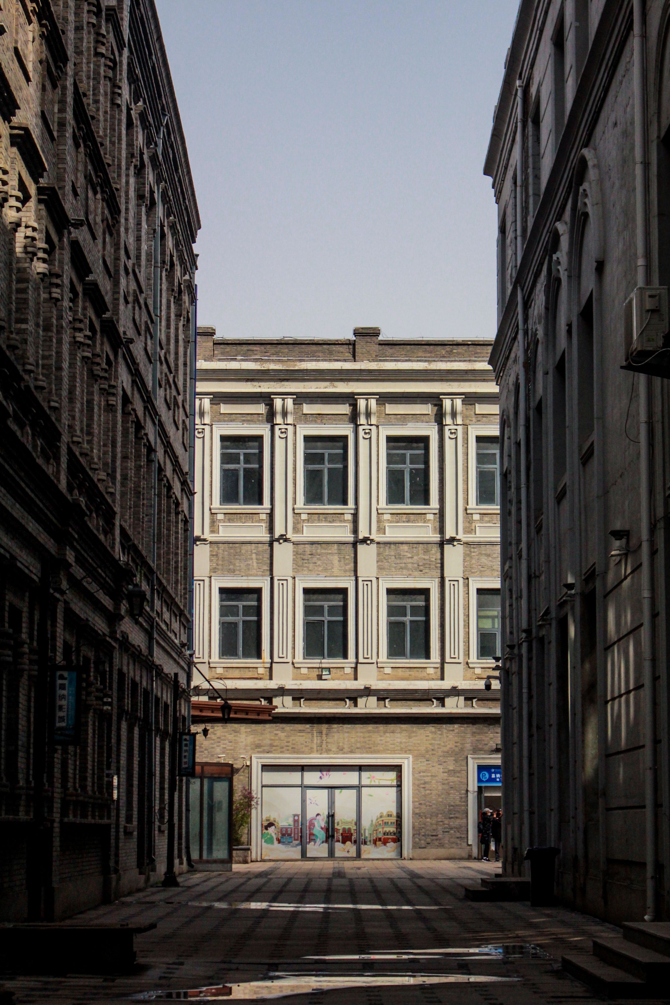 Old Tenements in City · Free Stock Photo