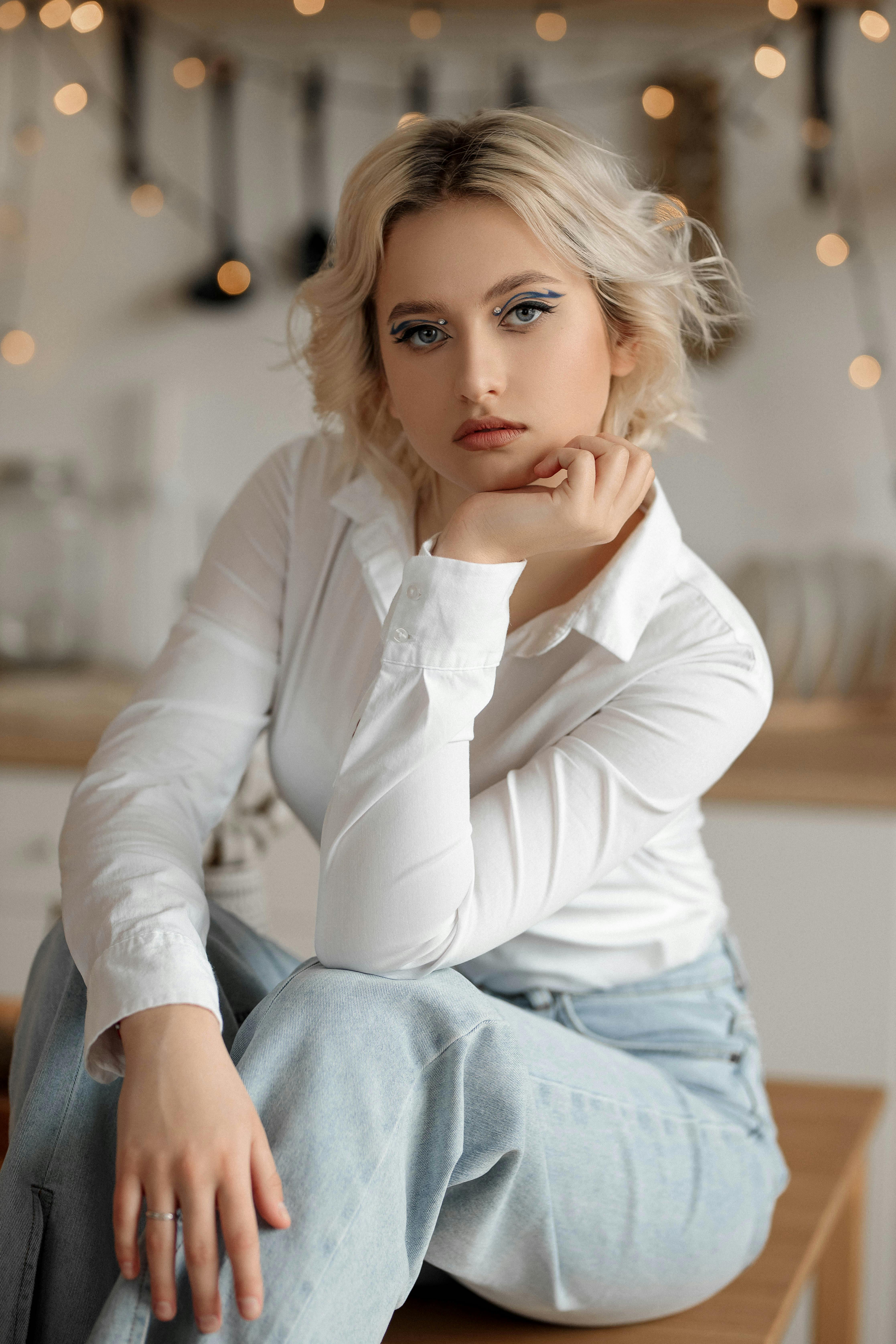 Black and White Picture of a Woman on Plain Background · Free Stock Photo