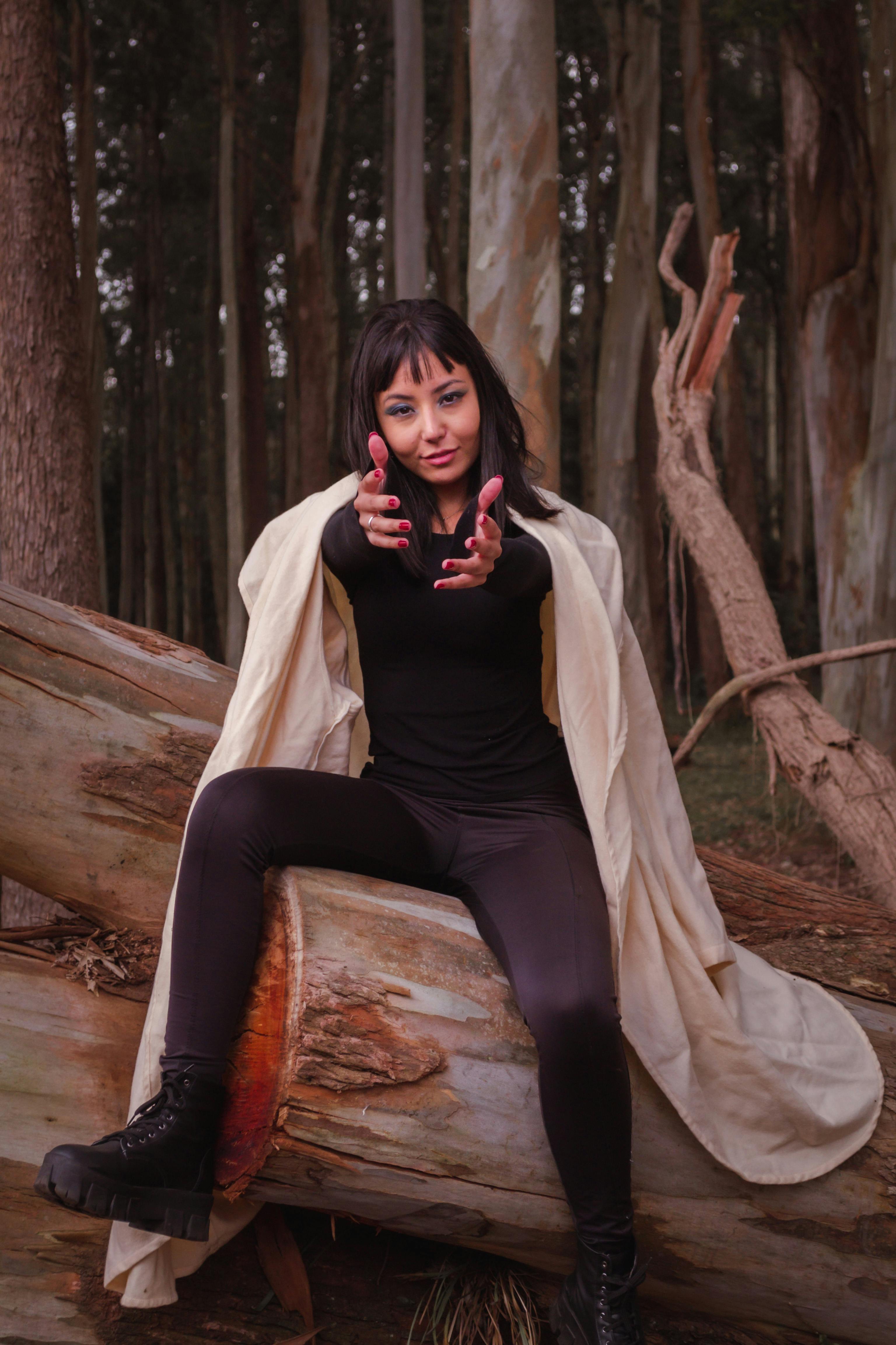 Women In The Woods Photos, Download The BEST Free Women In The Woods ...