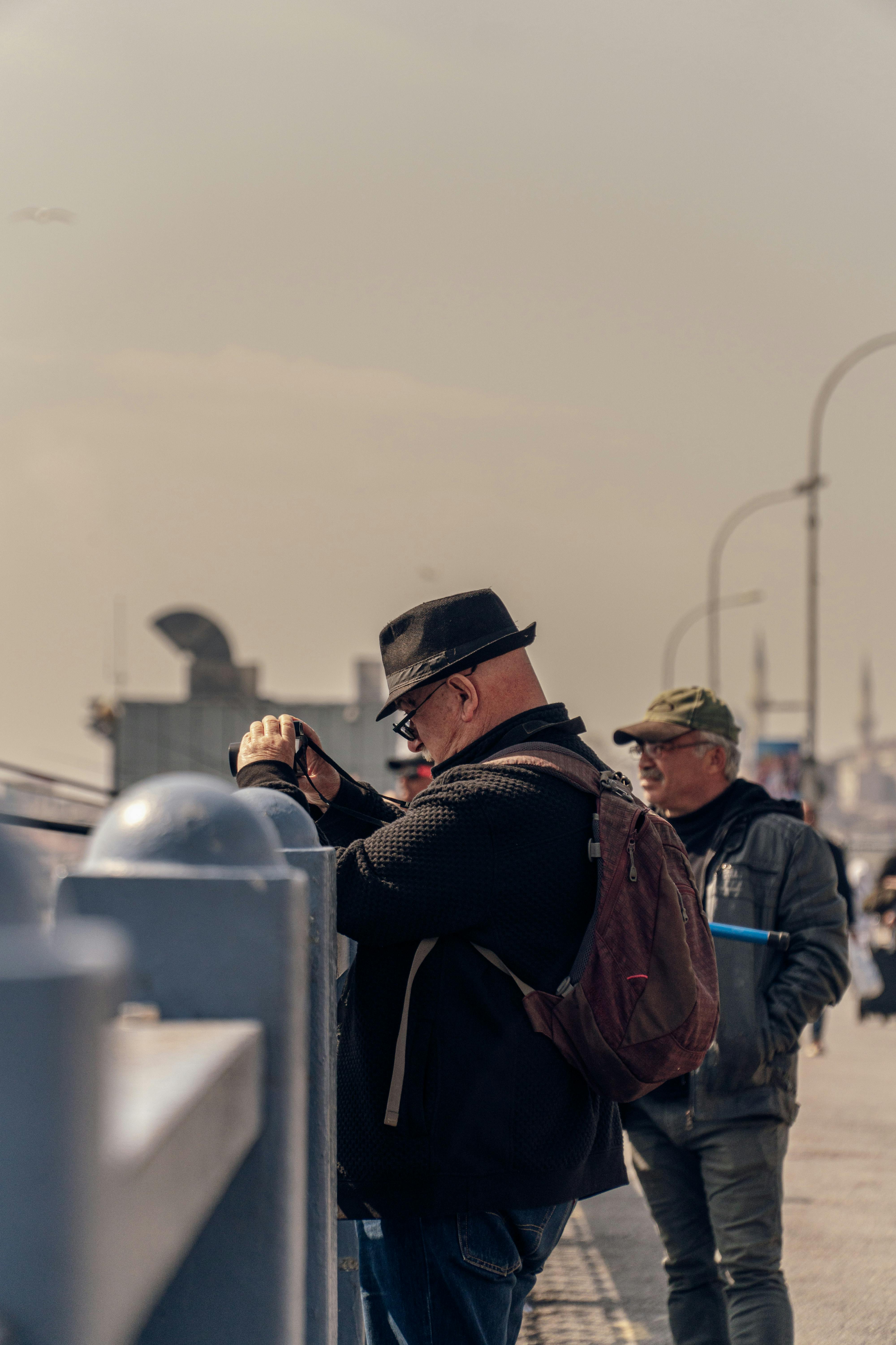 Men Camera Photos, Download The BEST Free Men Camera Stock Photos & HD ...