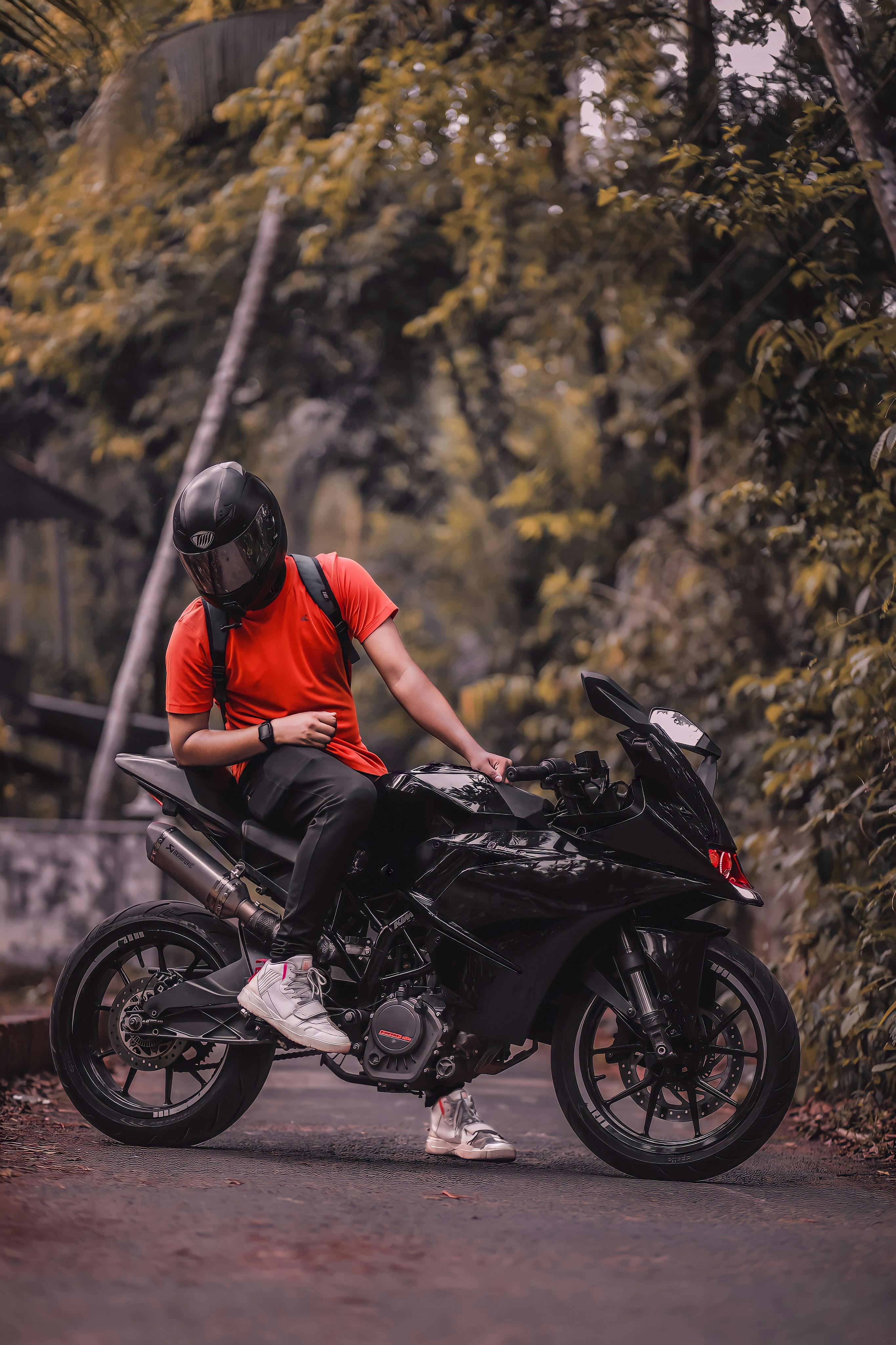 Biker on Road · Free Stock Photo