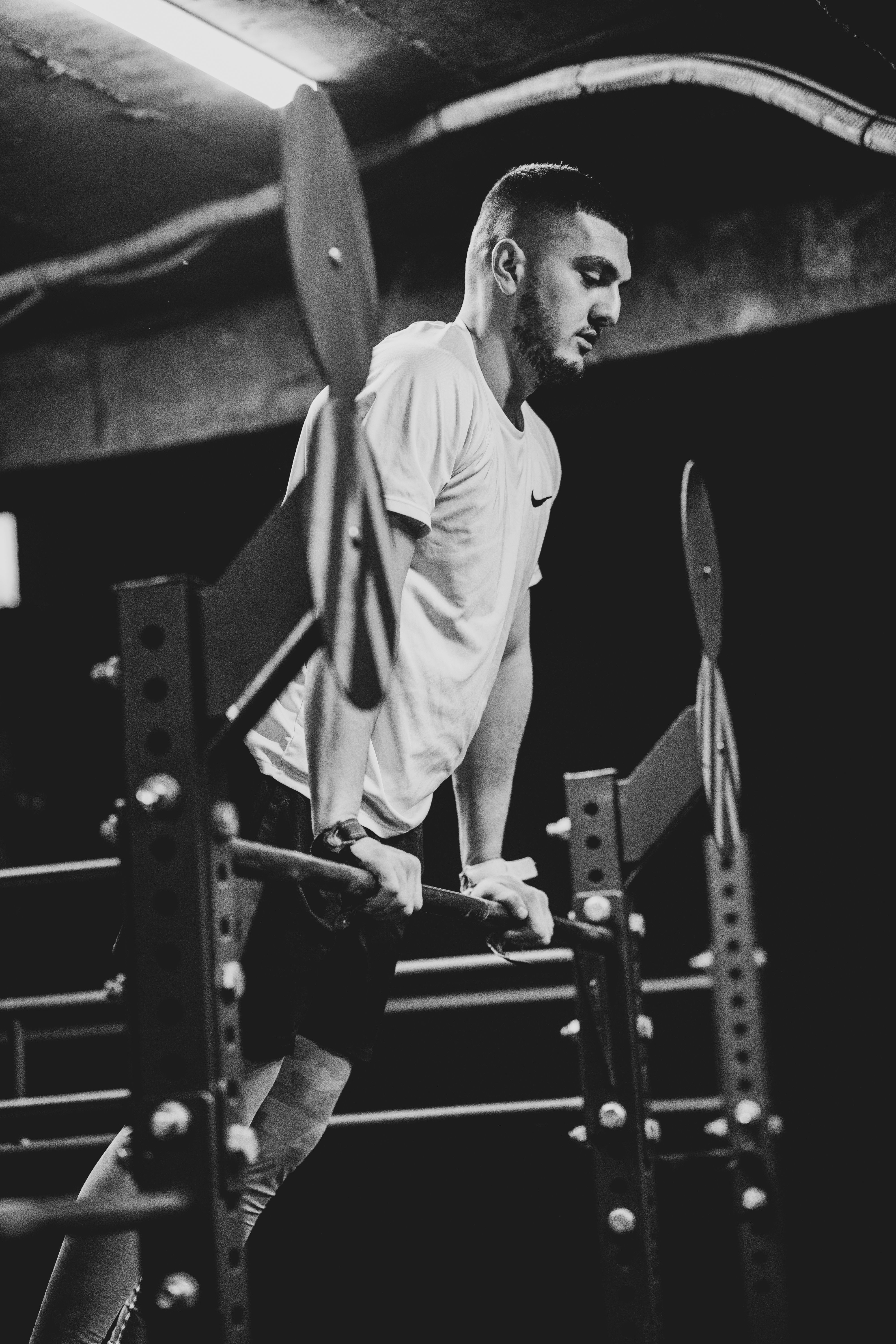 Photo gratuite de athlète, faire des exercices, force, formation ...