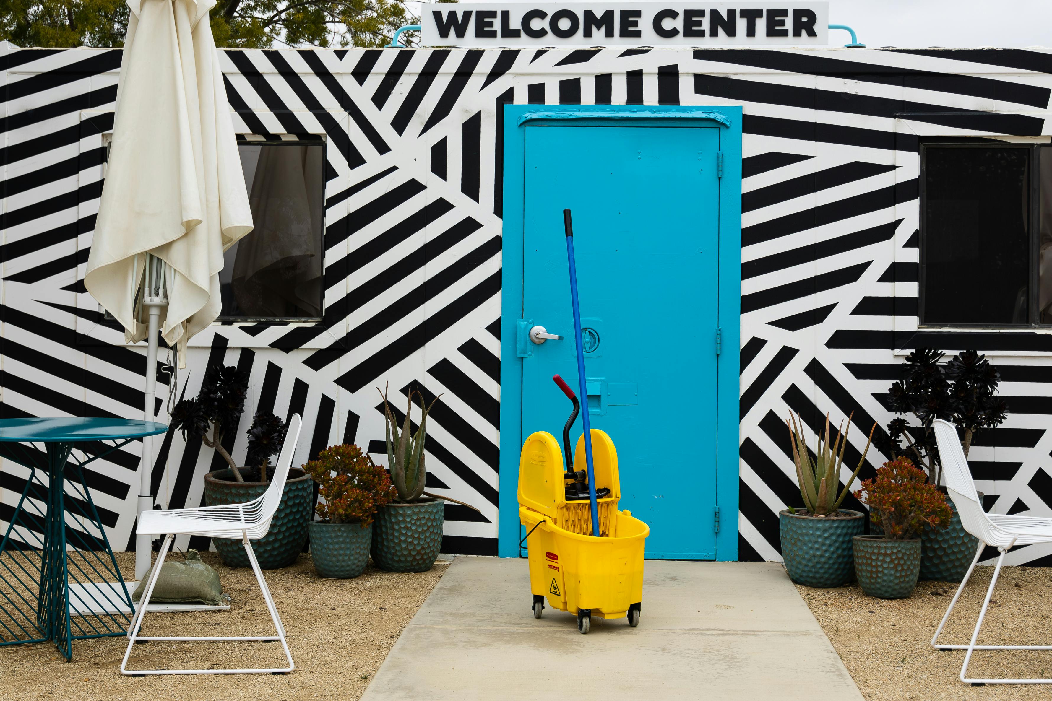 Mop Trolley Photos, Download The BEST Free Mop Trolley Stock Photos ...