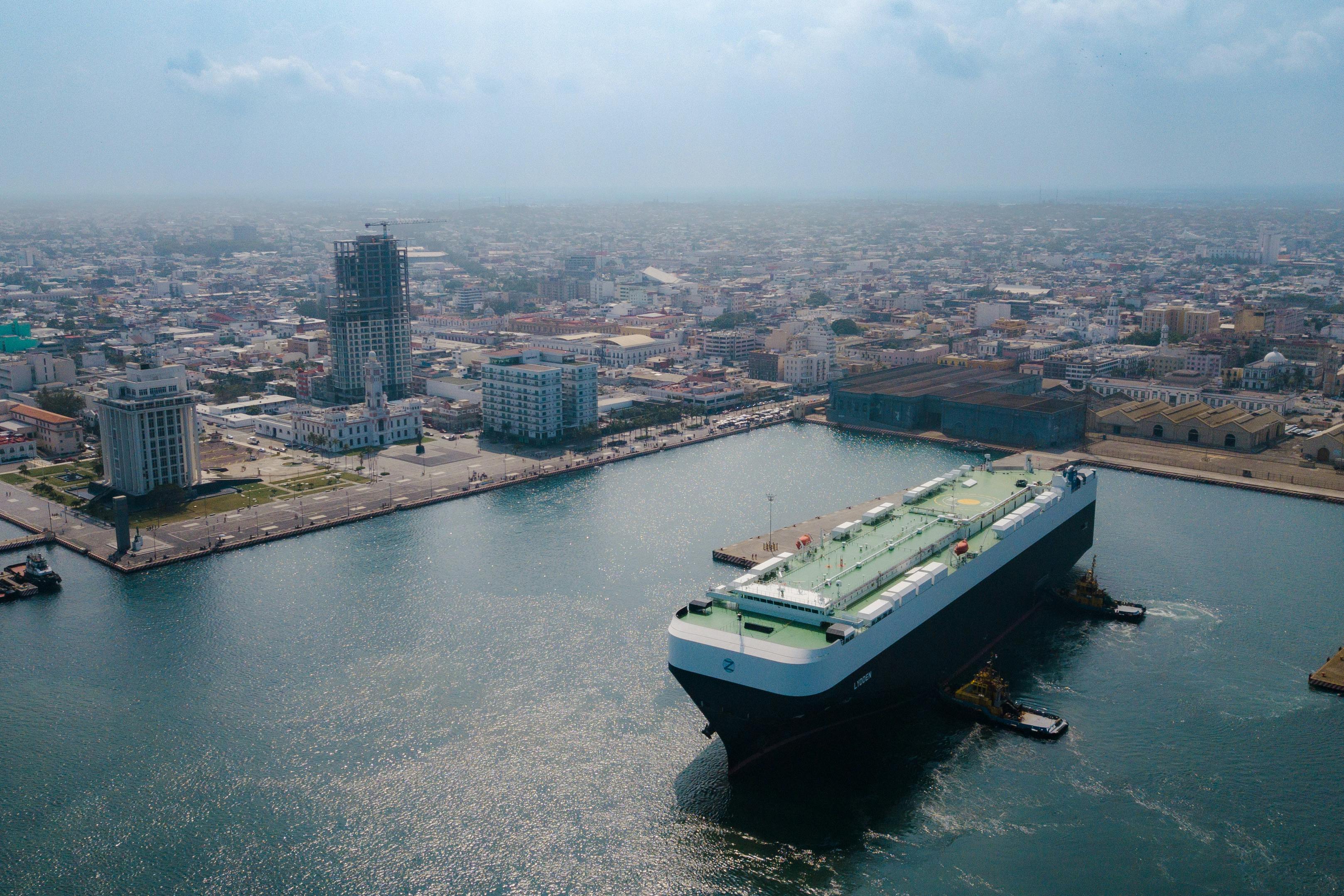 An aerial view of a large ship in the water · Free Stock Photo
