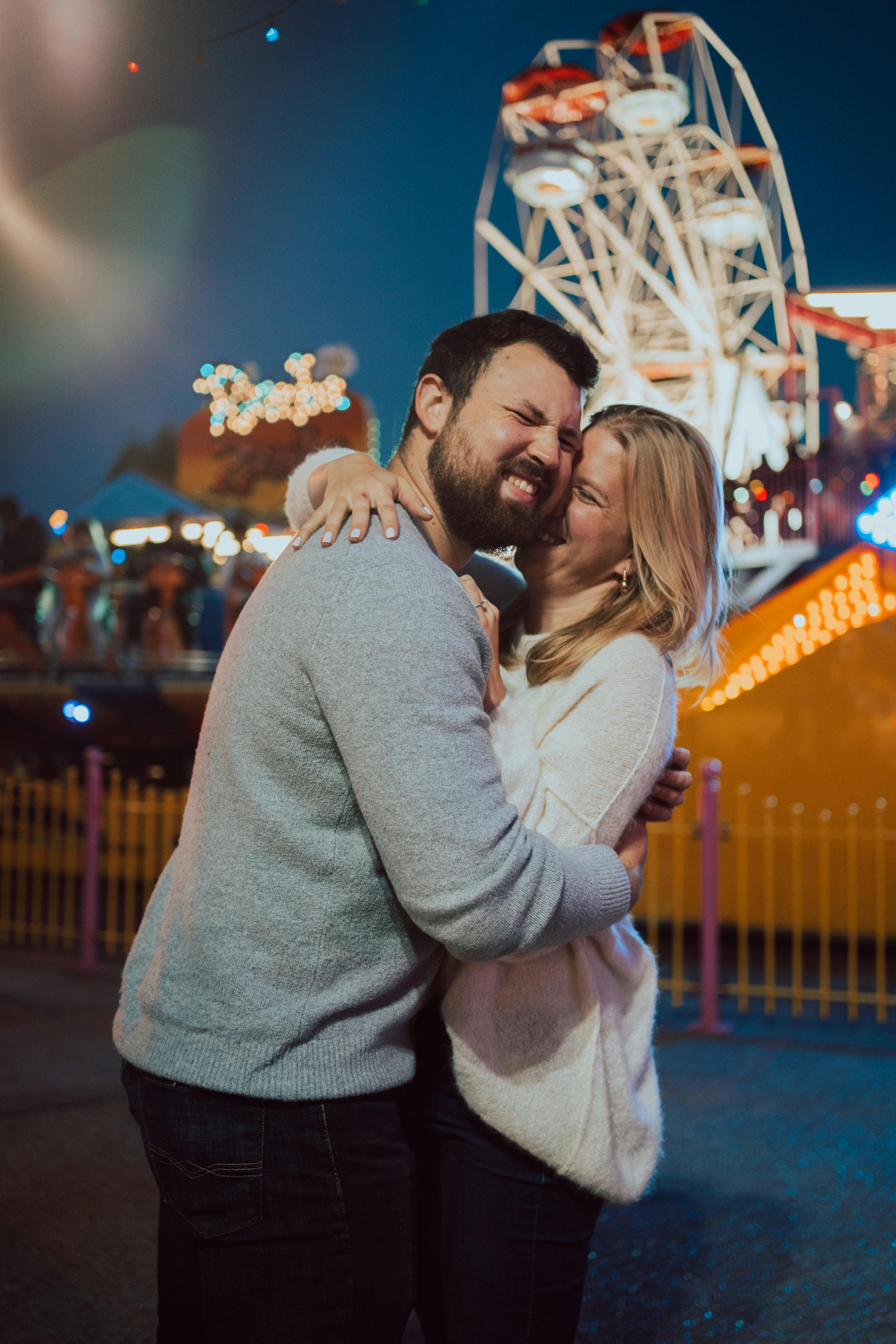 Hugging Couple at Night · Free Stock Photo