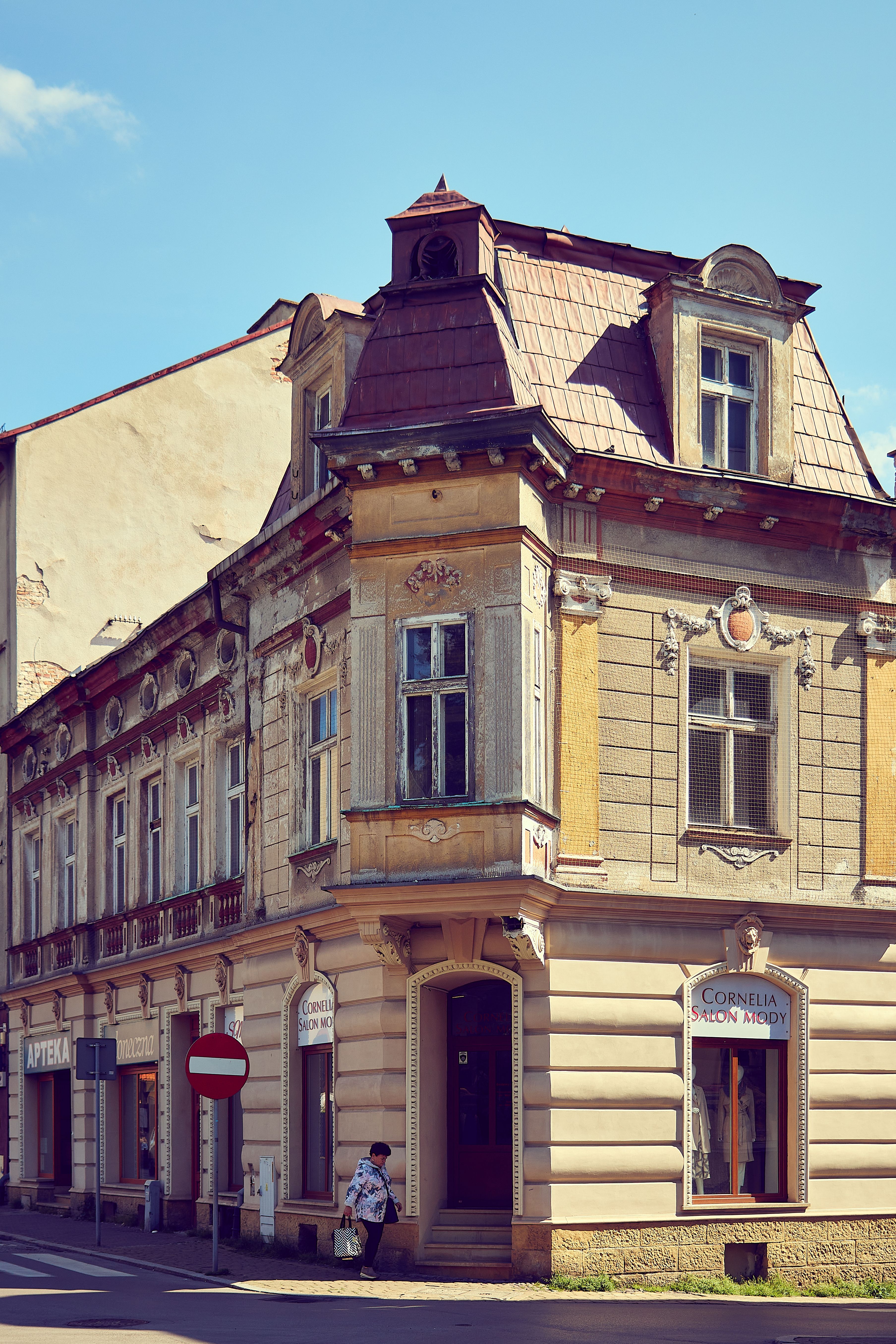 Old Corner Townhouse in Chrzanow Poland · Free Stock Photo