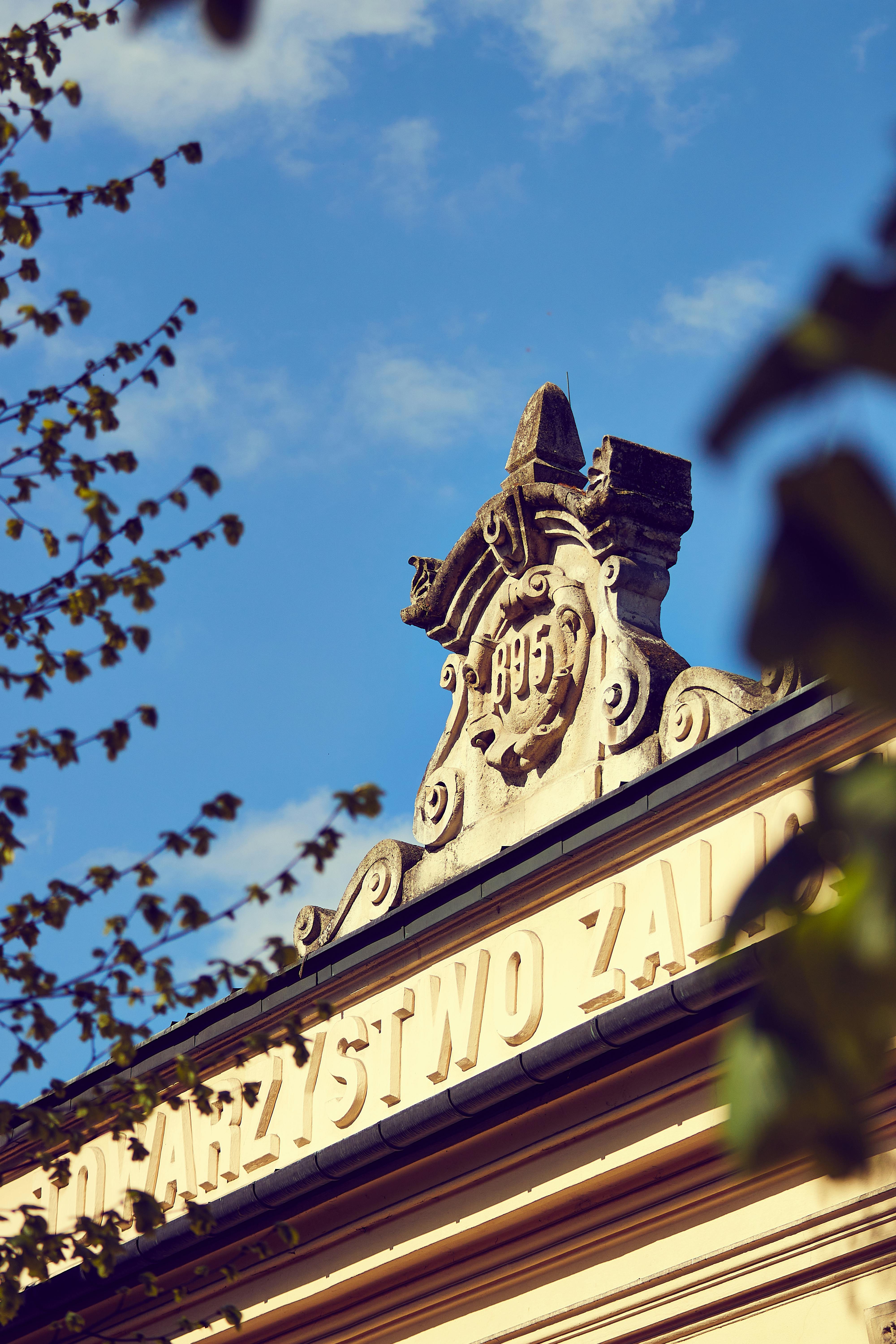 Vintage Building Photos, Download The BEST Free Vintage Building Stock ...