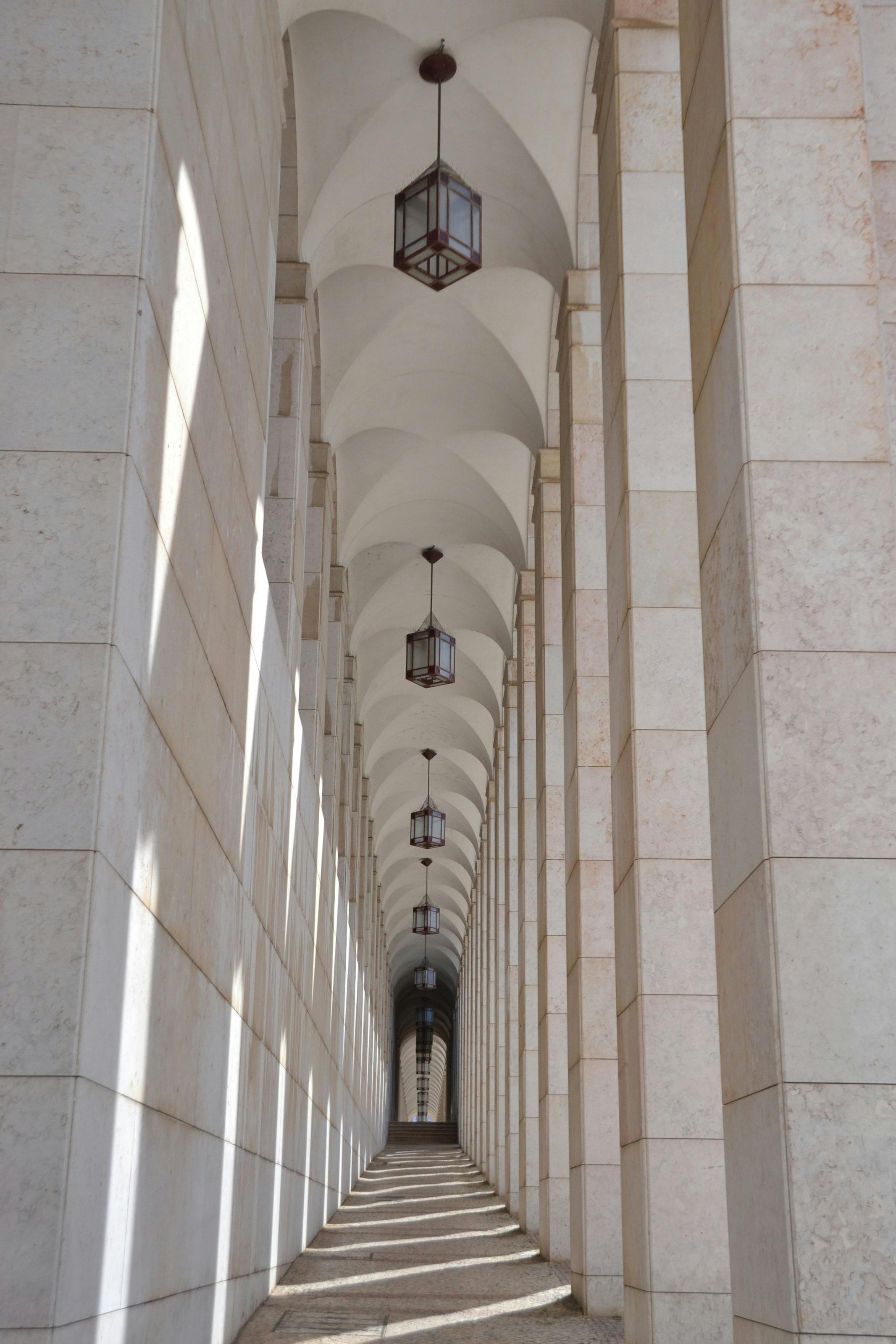 Colonnade around Pavement · Free Stock Photo