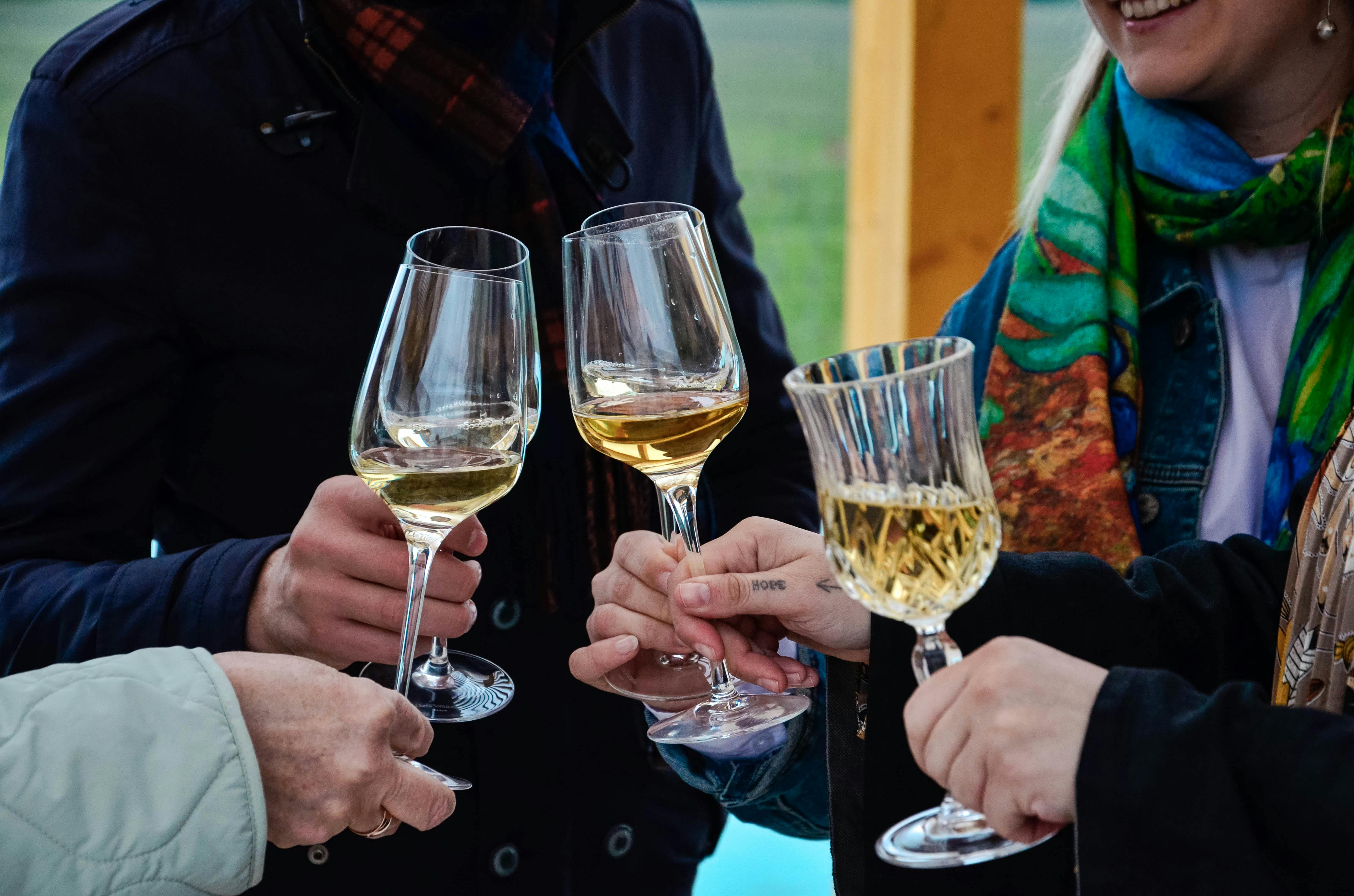 Drinks Reception Photos, Download The BEST Free Drinks Reception Stock ...