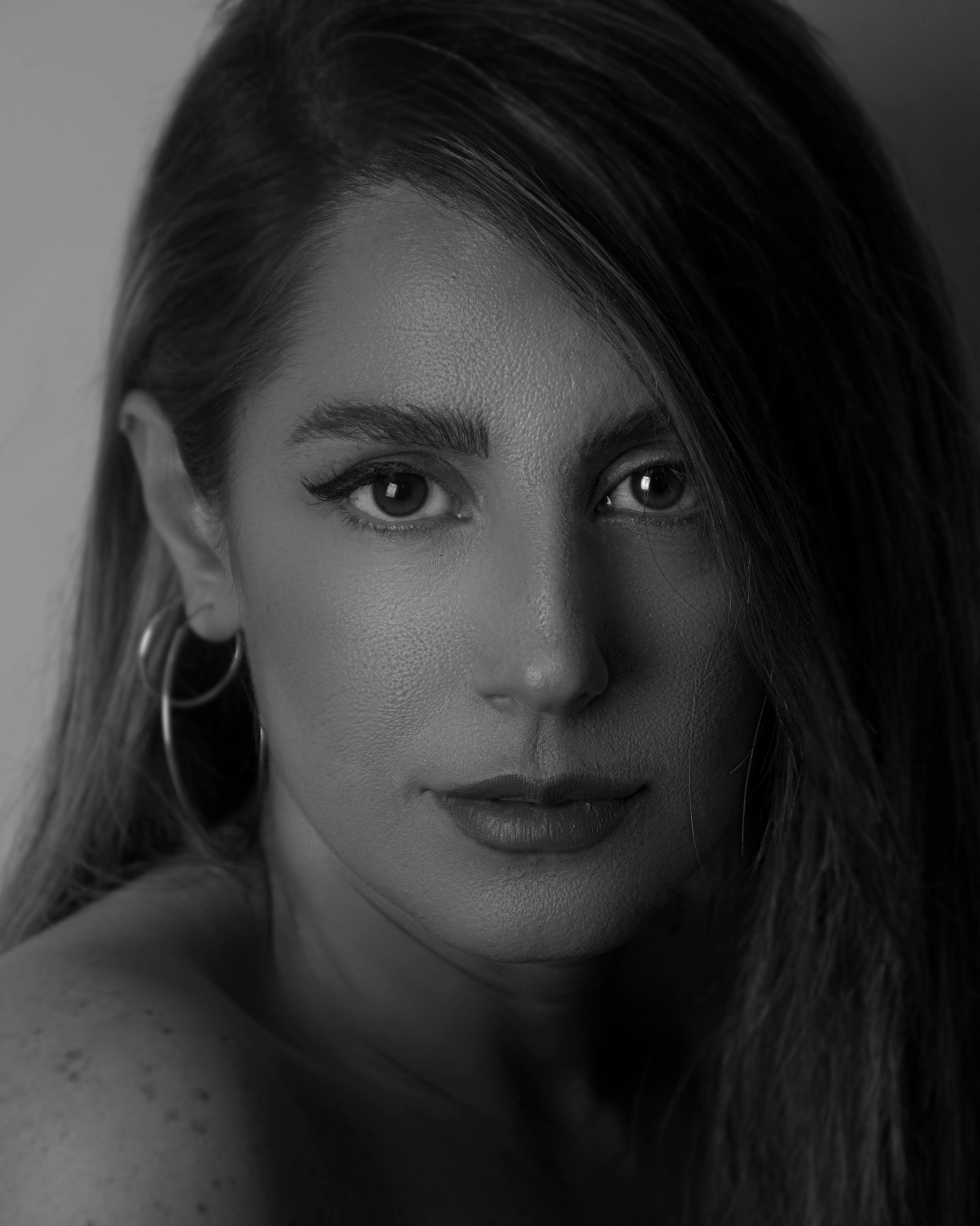 Female Headshots Photos, Download The BEST Free Female Headshots Stock ...