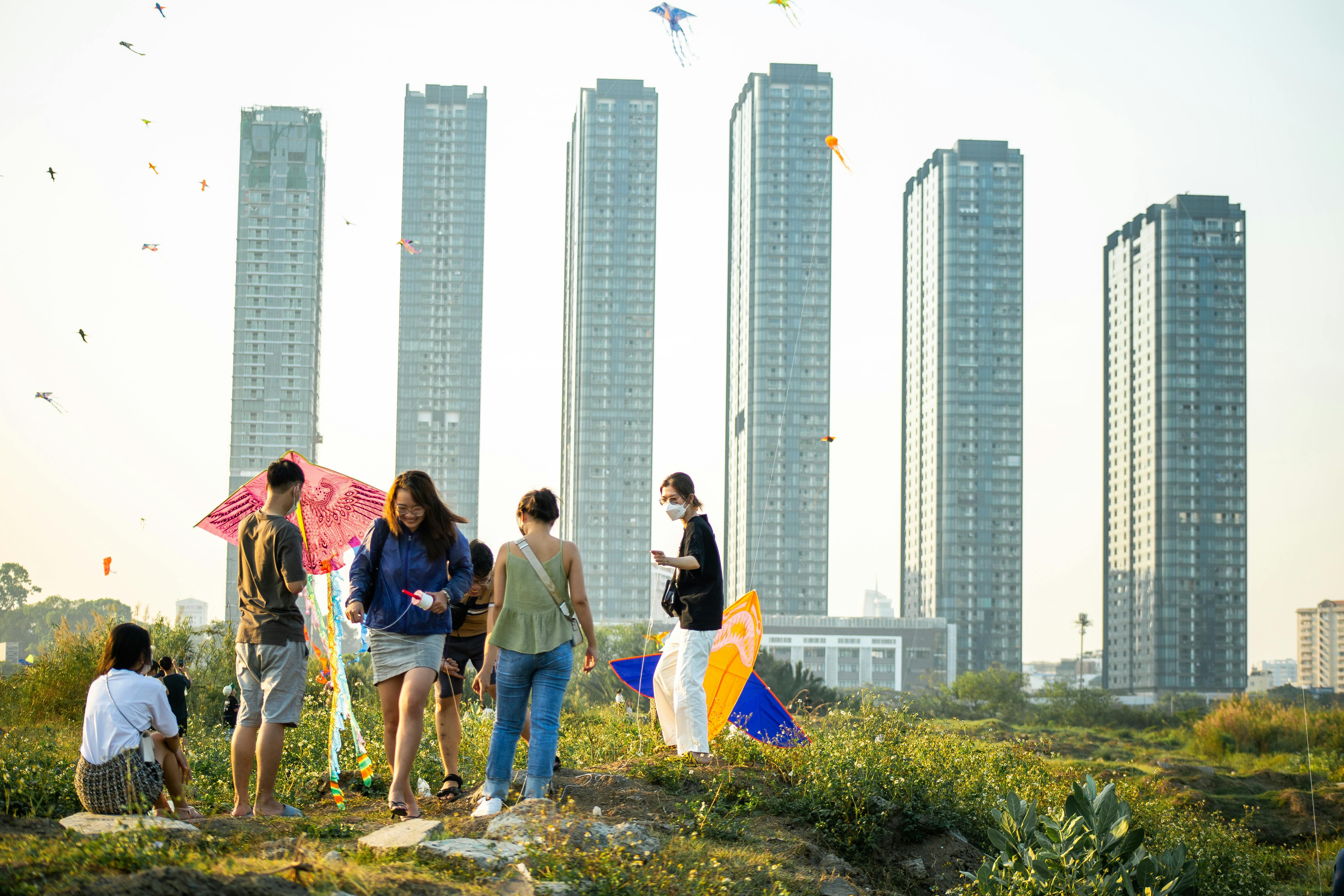 Business People Mingling Photos, Download The BEST Free Business People ...