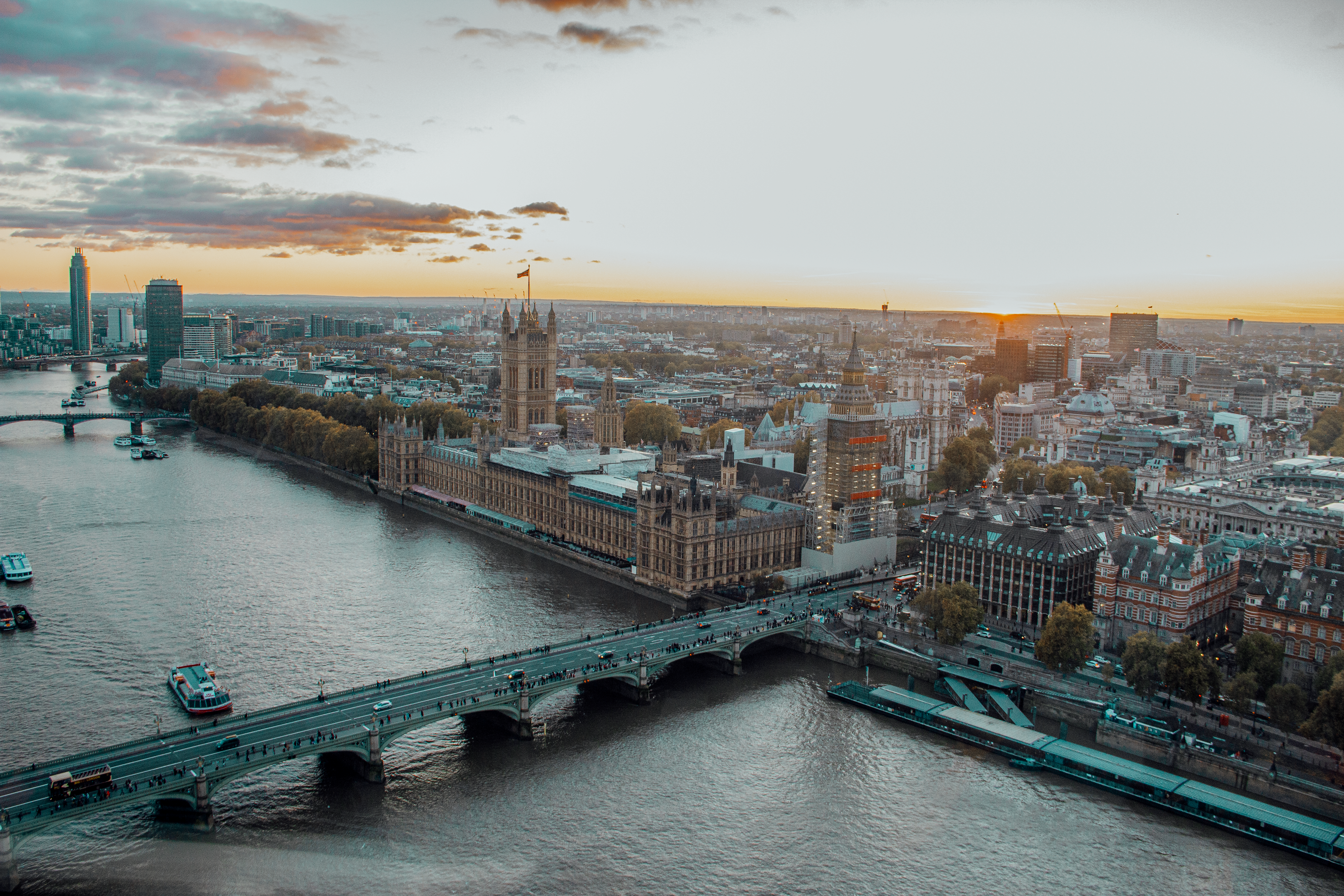 London at Sunset · Free Stock Photo