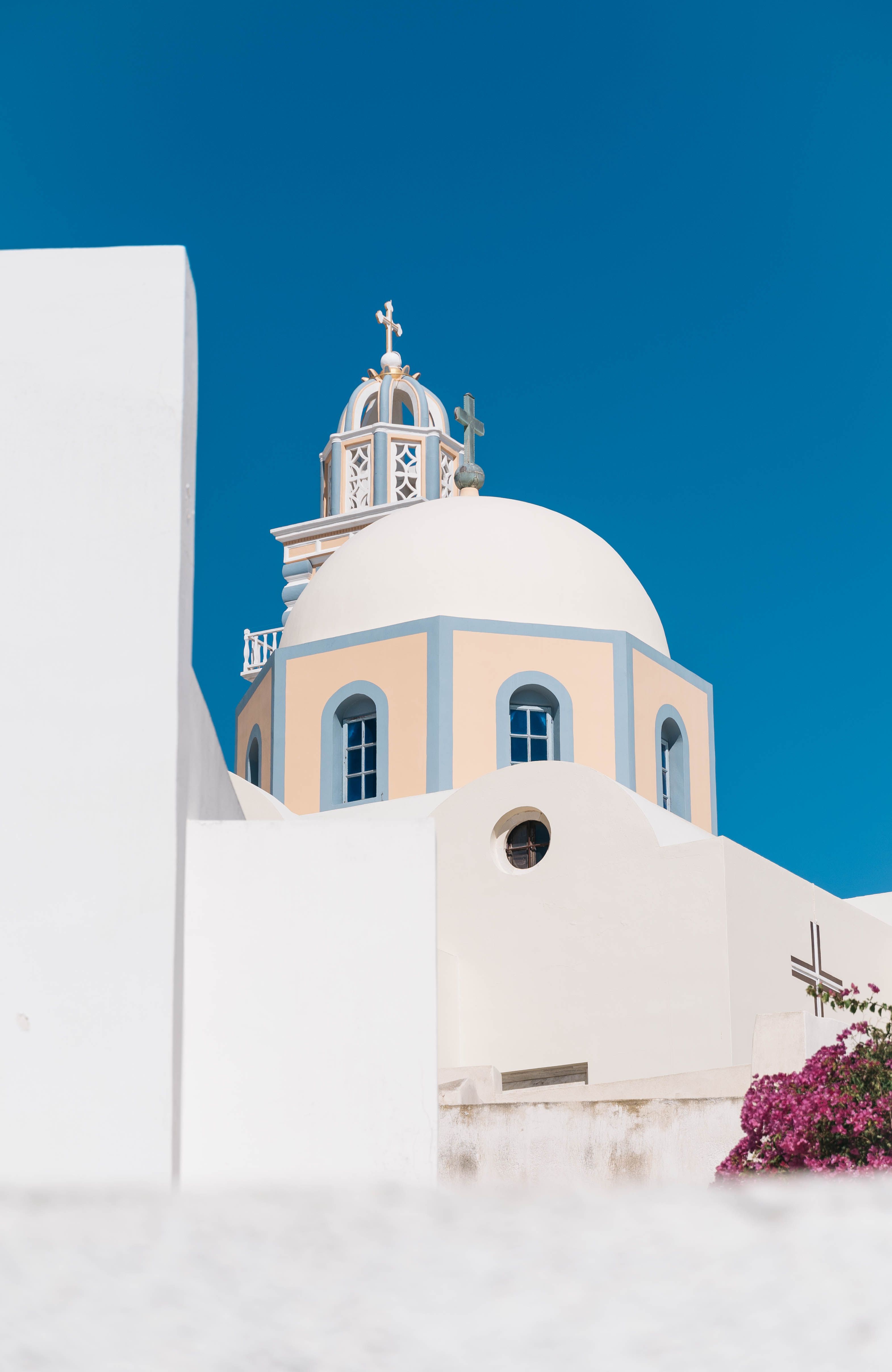 Town on Satorini in Greece · Free Stock Photo