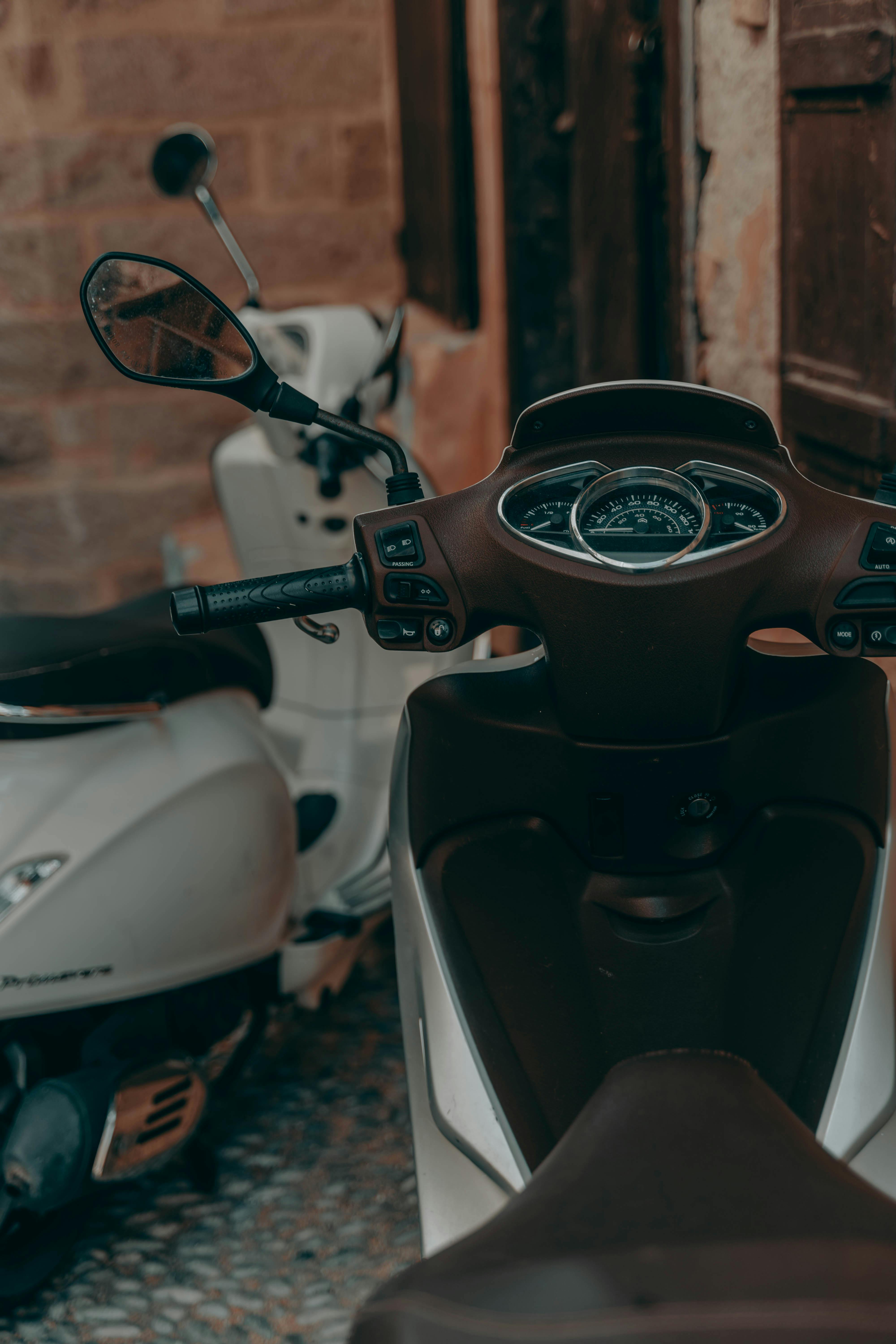 Kerala Vehicles Photos, Download The BEST Free Kerala Vehicles Stock ...