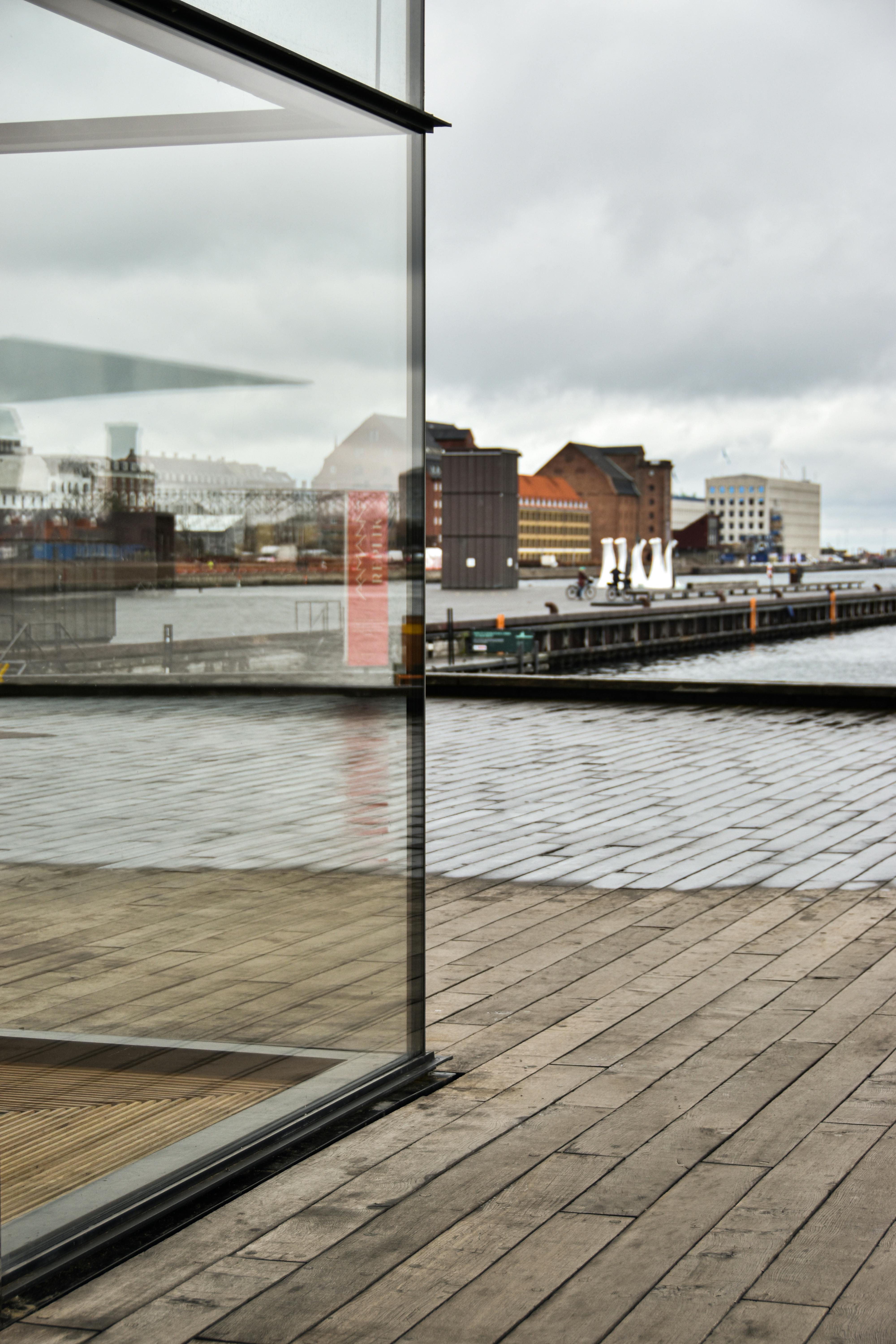 Window on Pier in City · Free Stock Photo