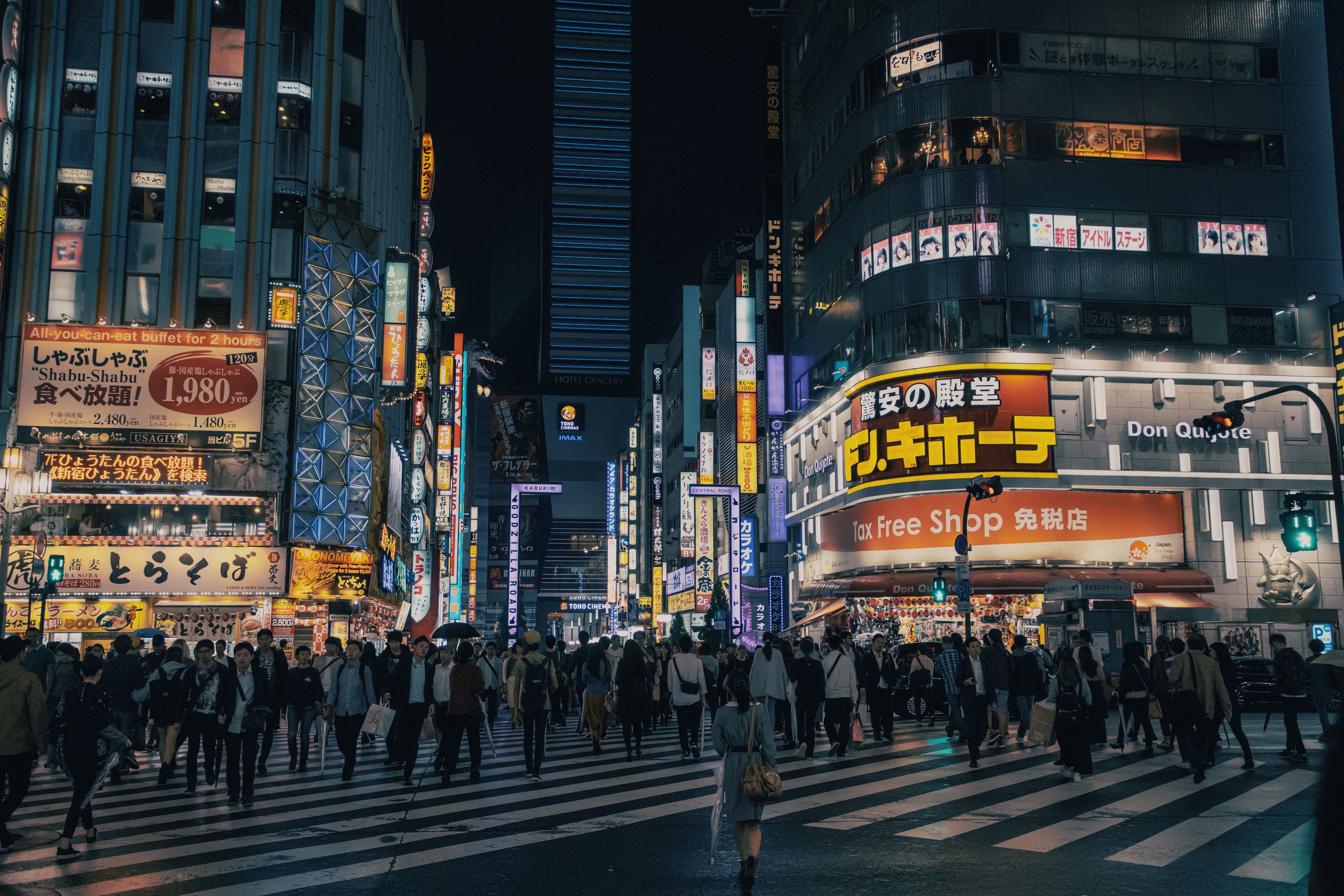 City and Road Intersection in Japan · Free Stock Photo