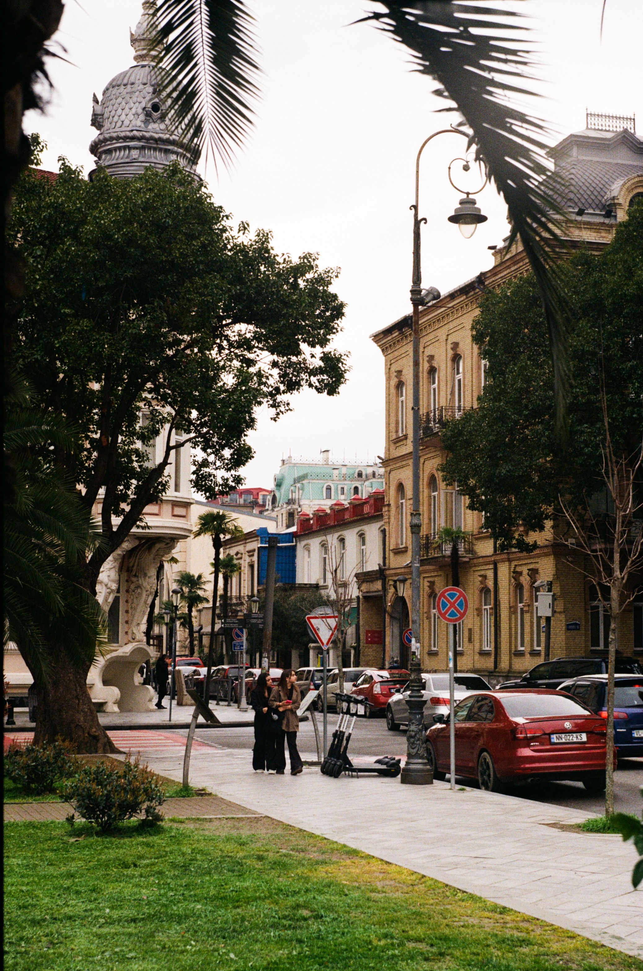 Old Urban Gate · Free Stock Photo