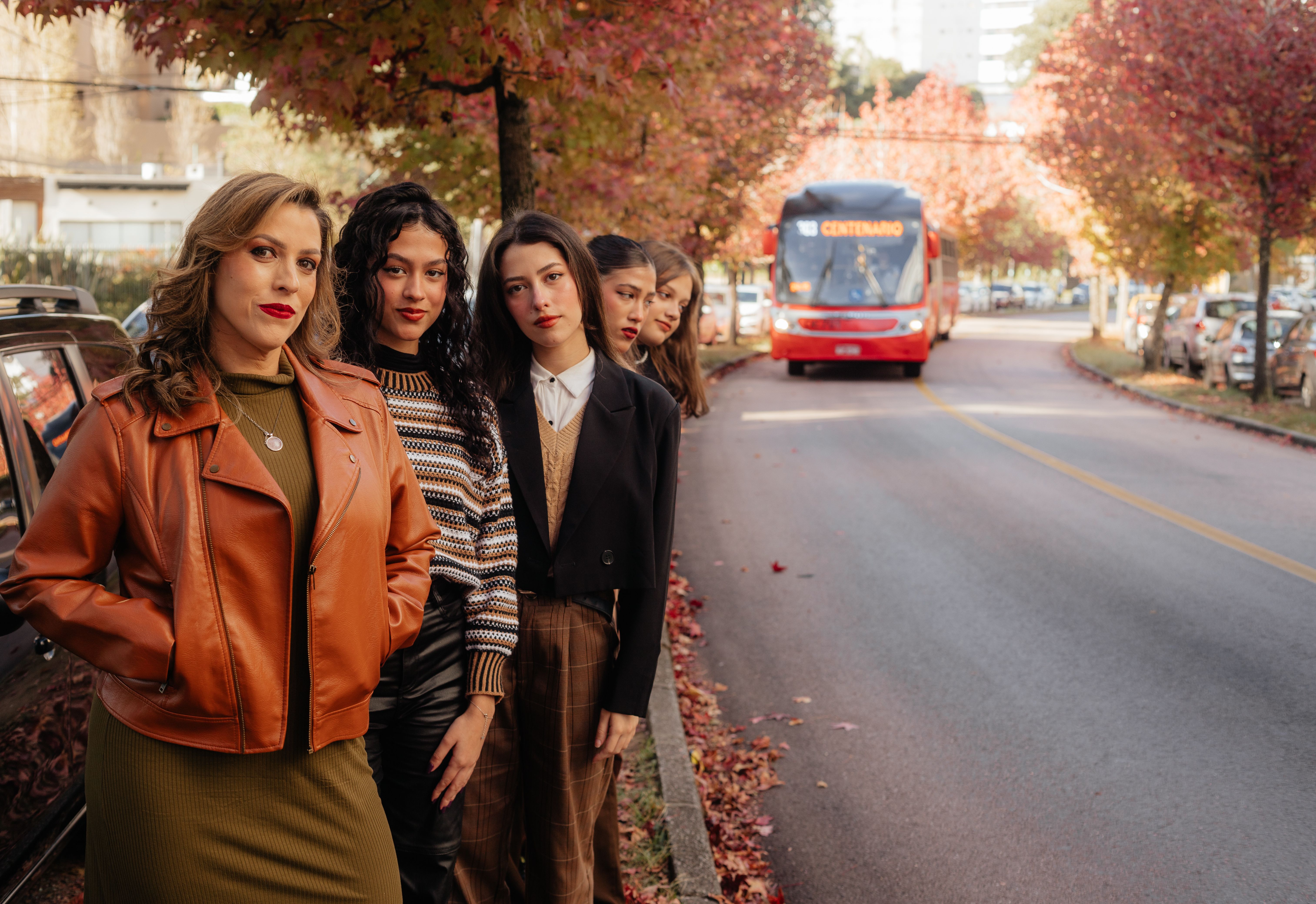 A Group Waiting for a Bus by the Street · Free Stock Photo