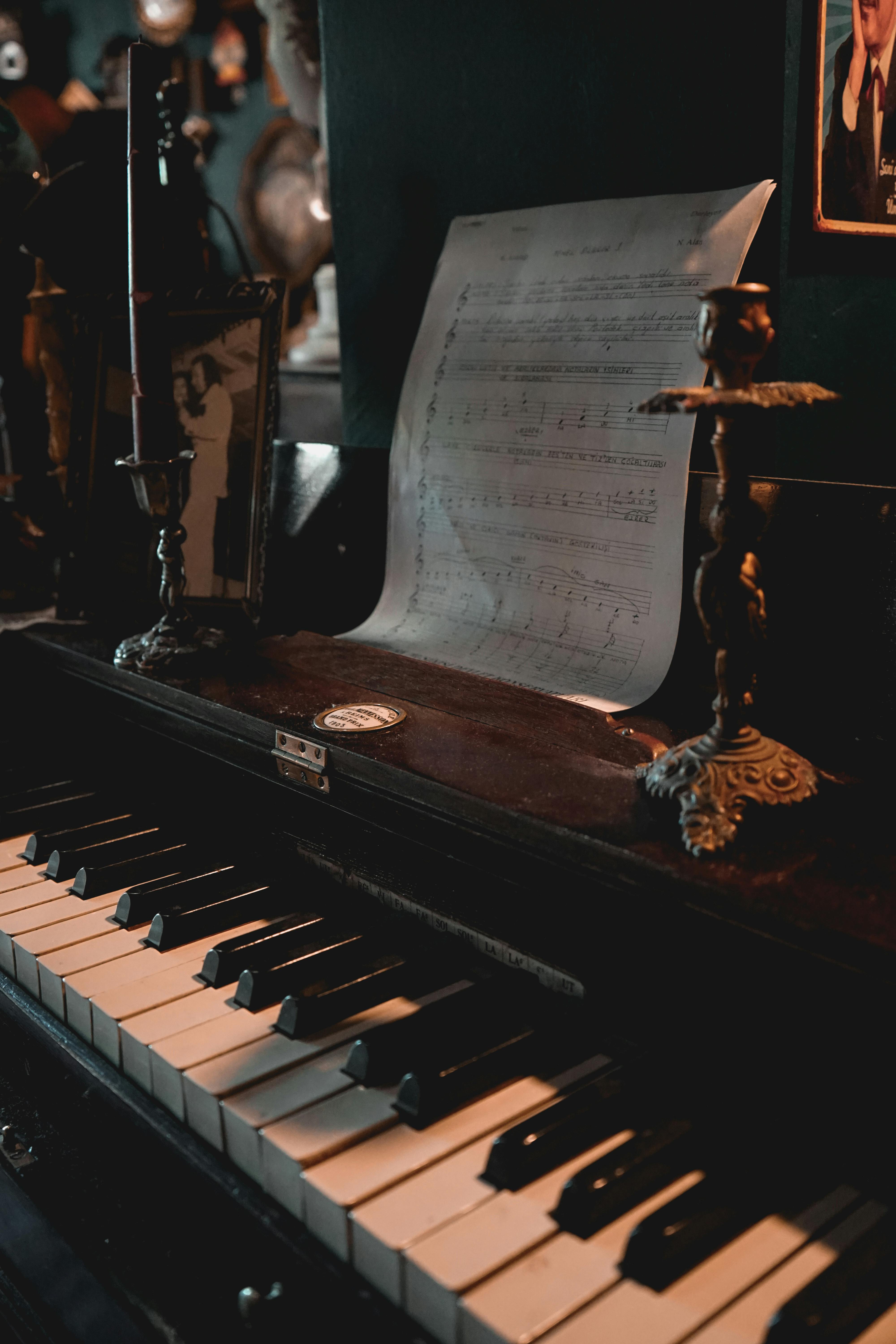 Vintage Notes on Piano · Free Stock Photo