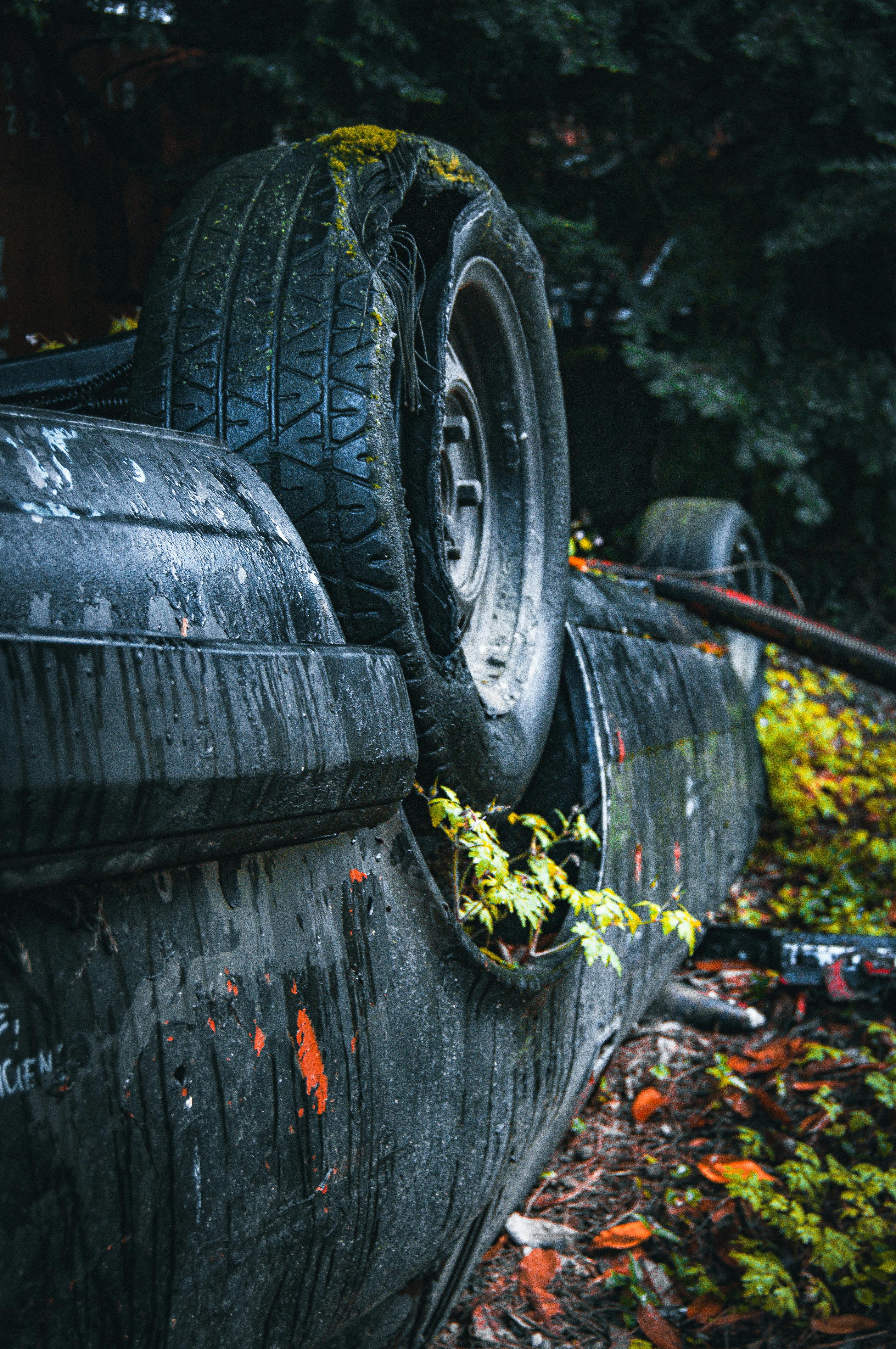 flat tire · Free Stock Photo