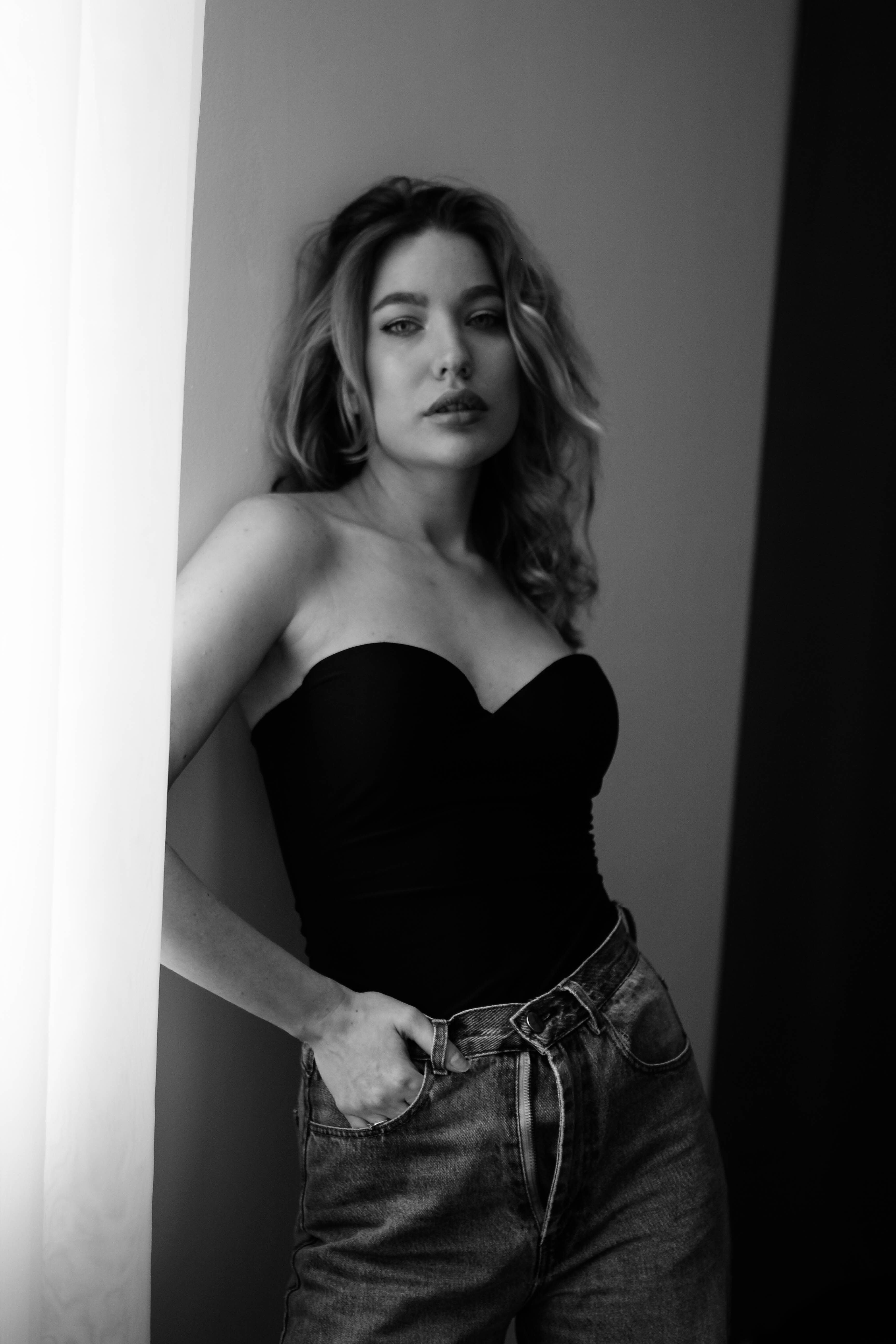 Fashion Model in Jeans · Free Stock Photo